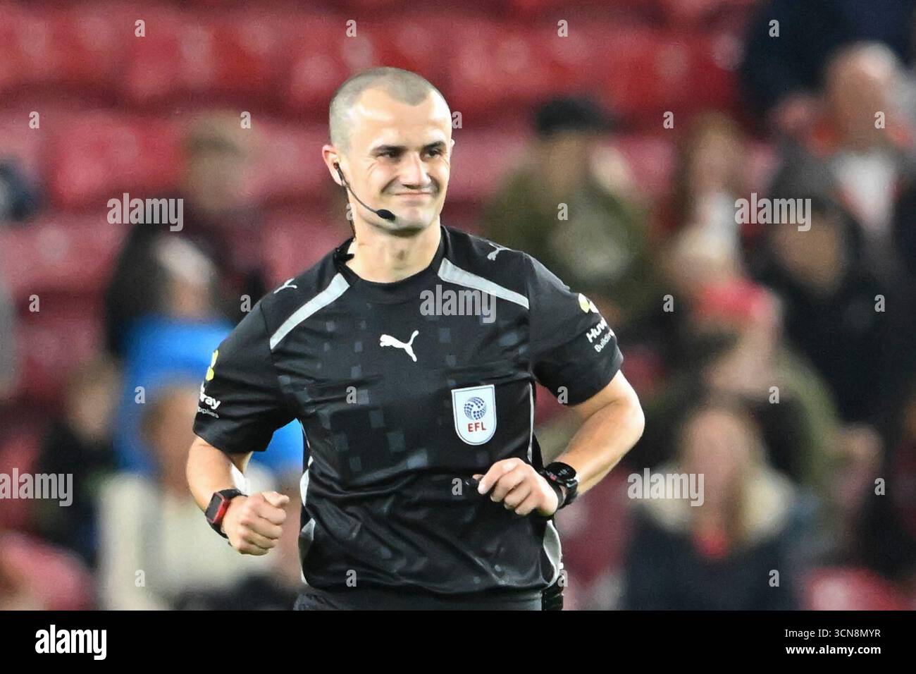 Referee Andrew Kitchen during the Sky Bet Championship match between ...