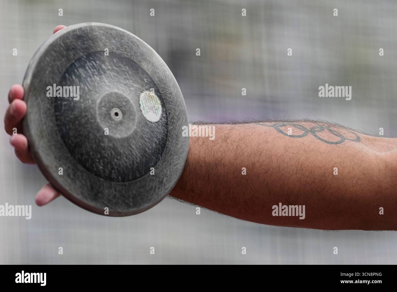 Samoa's Alex Rose competes in the men's discus throw qualification at ...