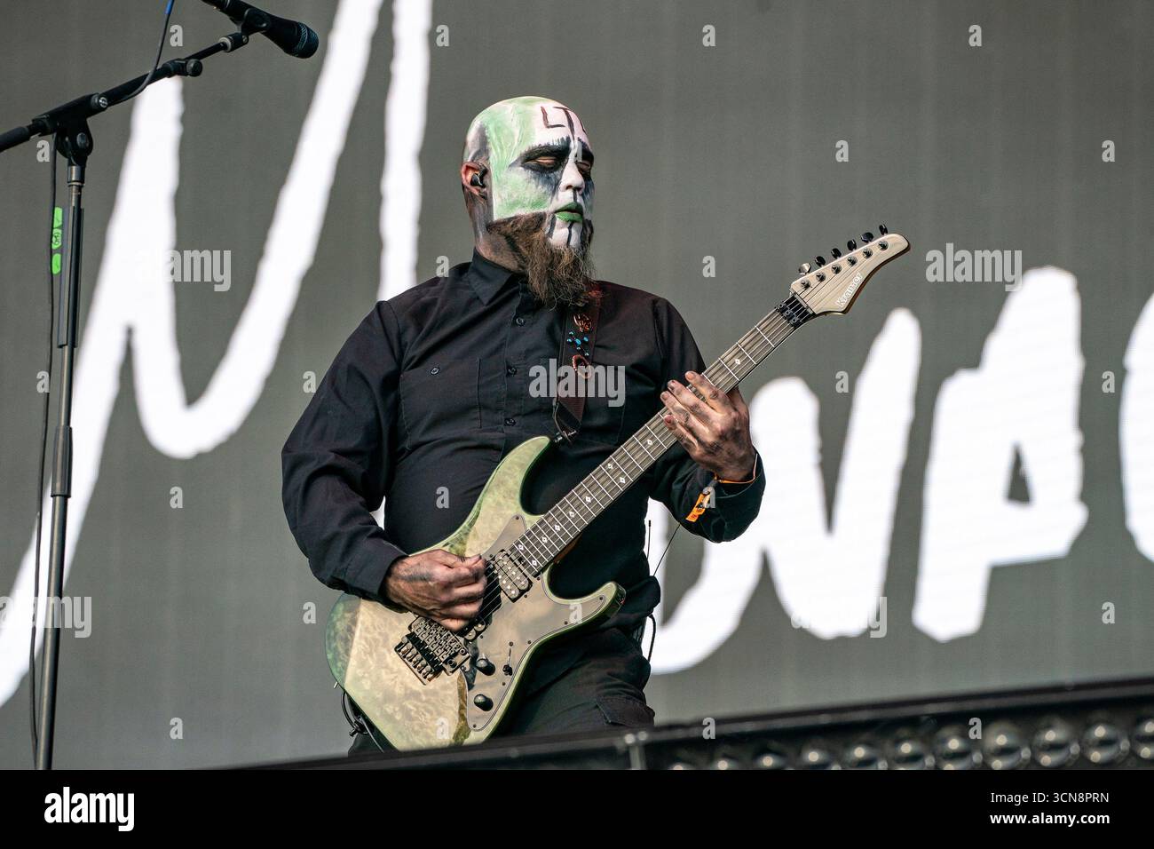 Greg Tribbett of Mudvayne performs during the Louder Than Life music ...