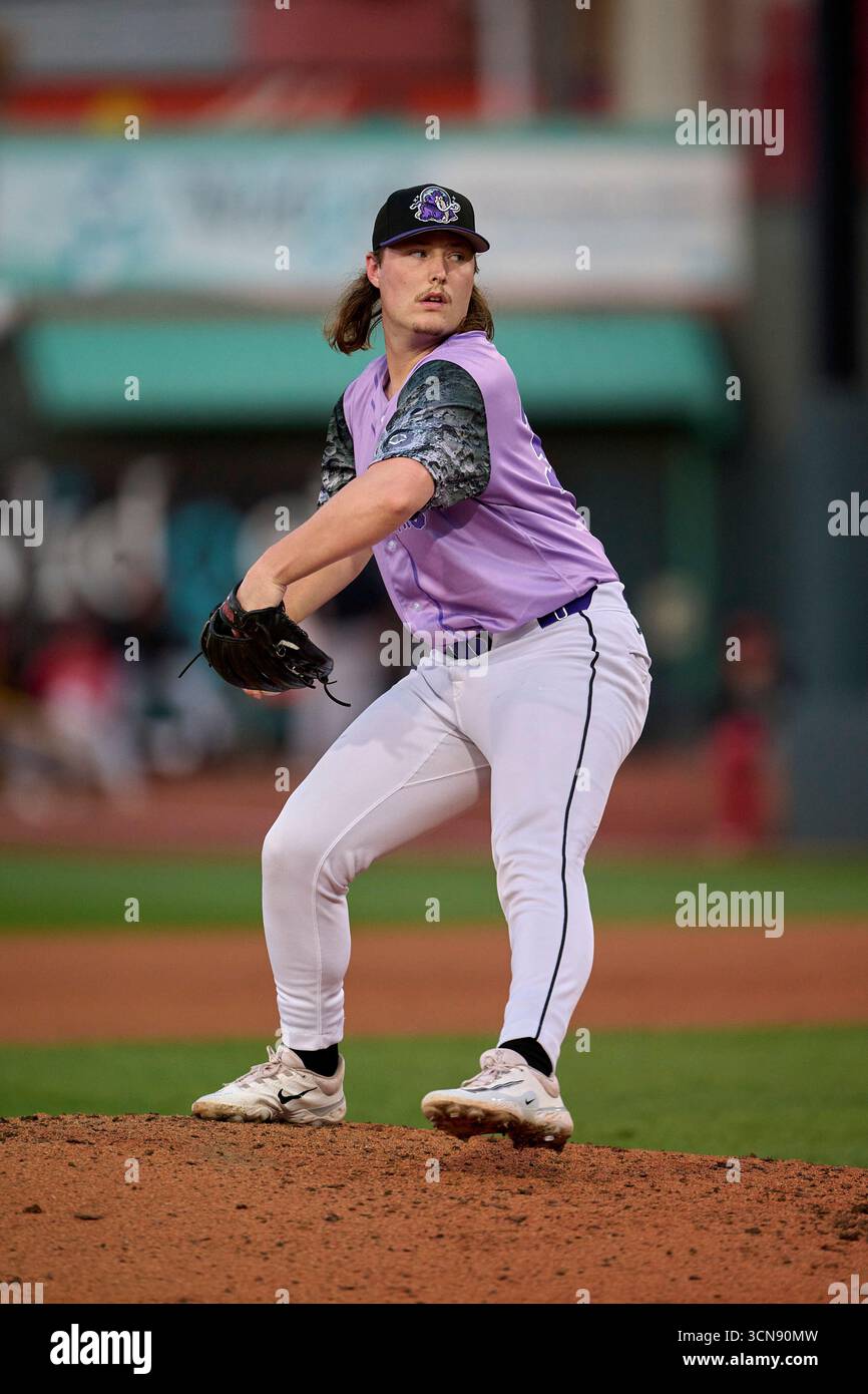 Erie Moon Mammoths pitcher Ryan Boyer (30) during an MiLB Eastern ...