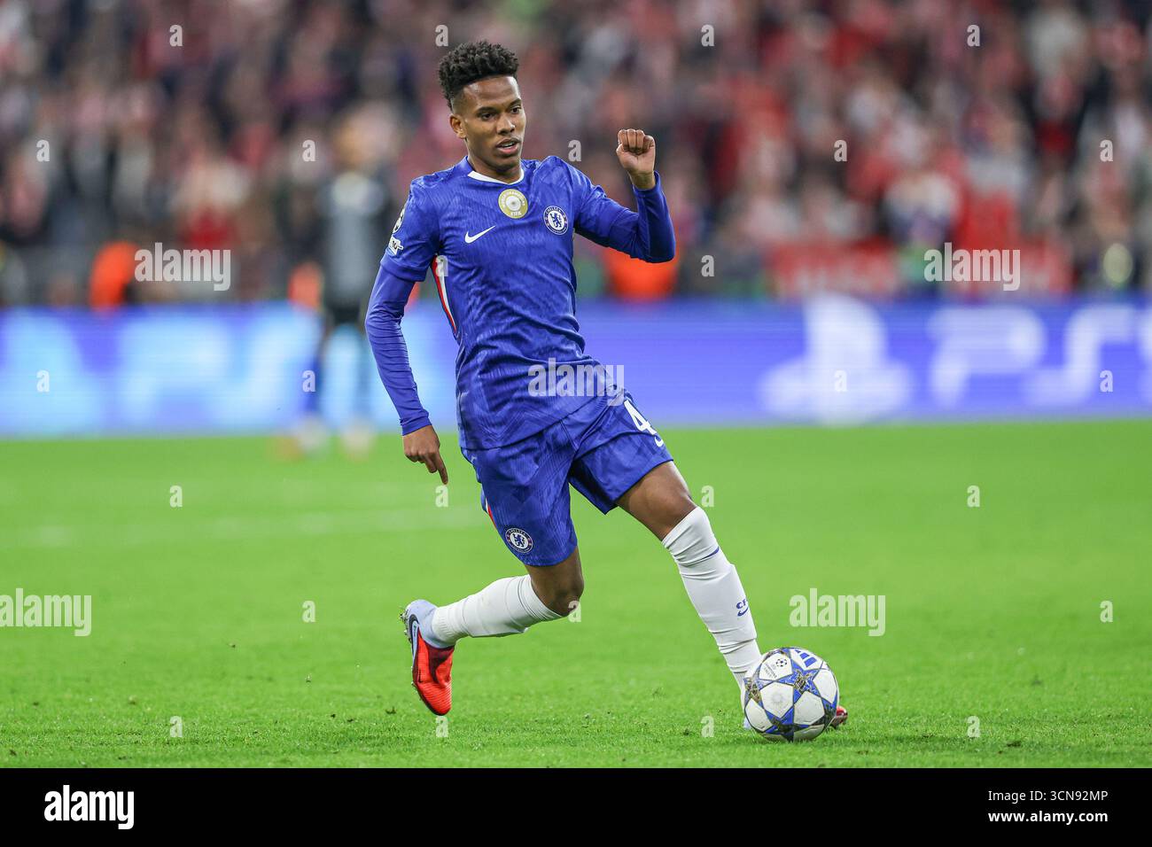 Estevao Willian Almeida de Oliveira Goncalves (Estevao) of Chelsea F.C ...