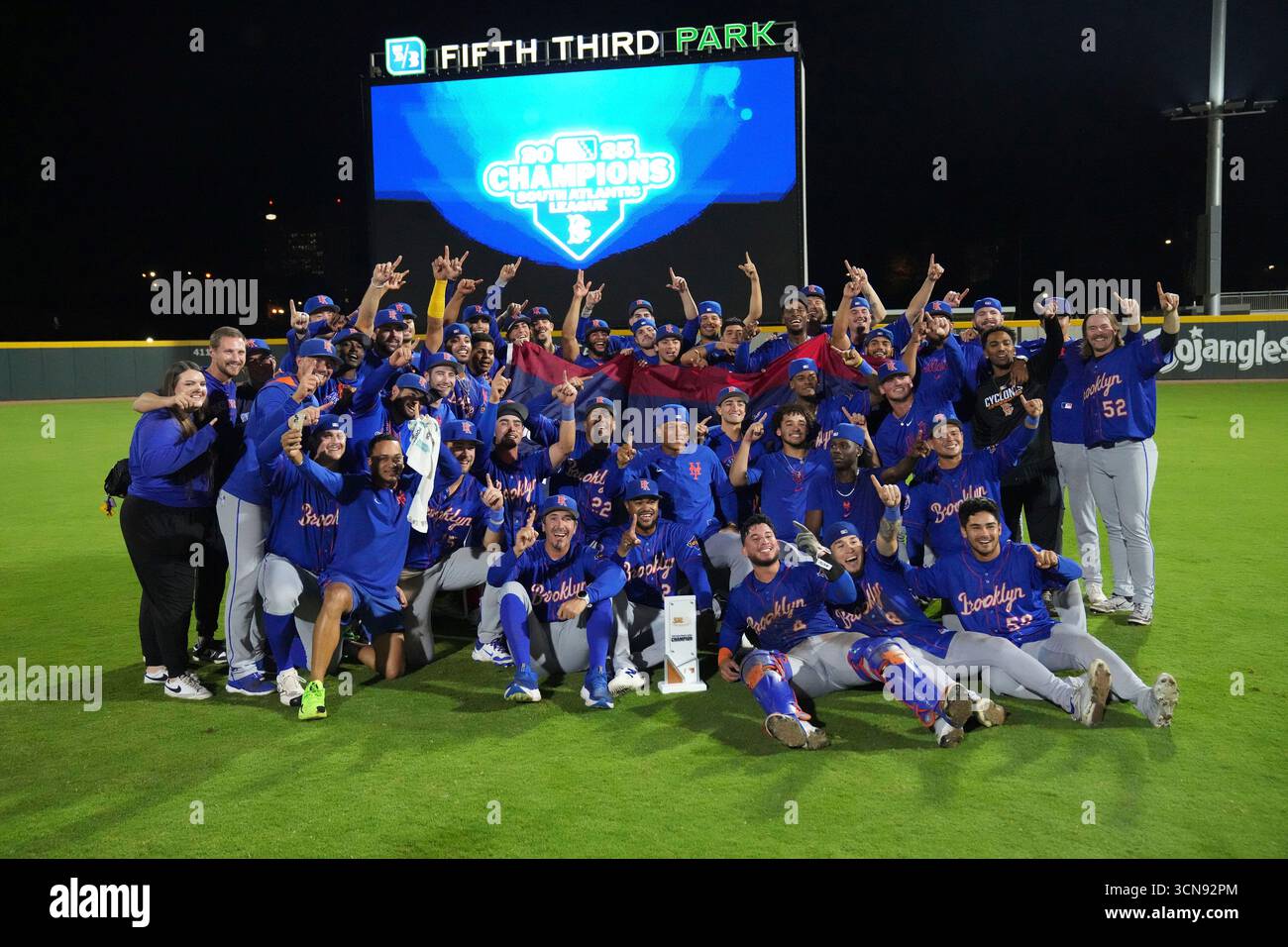 Brooklyn Cyclones Players Celebrate Winning The South Atlantic League