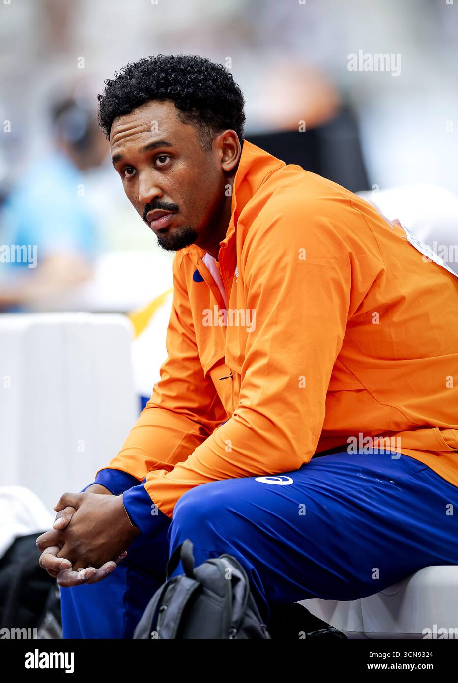 TOKYO - Shaquille Emanuelson in the discus throw at the World Athletics ...