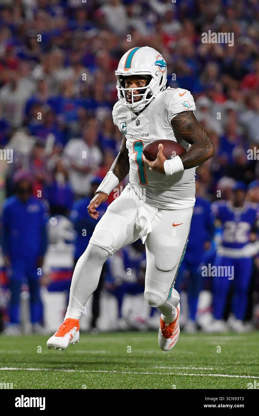 Miami Dolphins quarterback Tua Tagovailoa (1) runs with the ball during ...