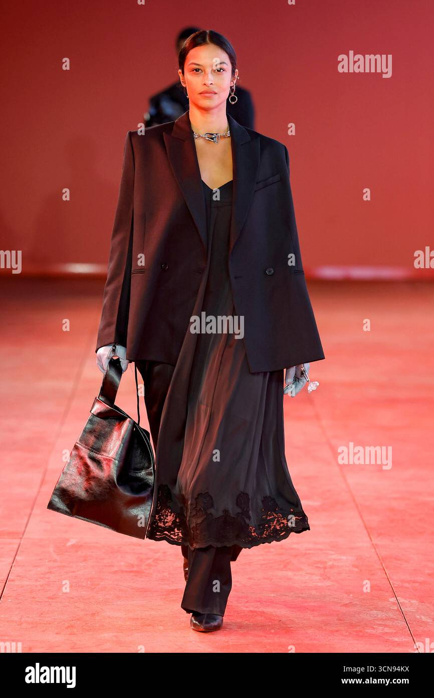 H&M Spring-Summer 2026 runway during London Fashion Week on September ...