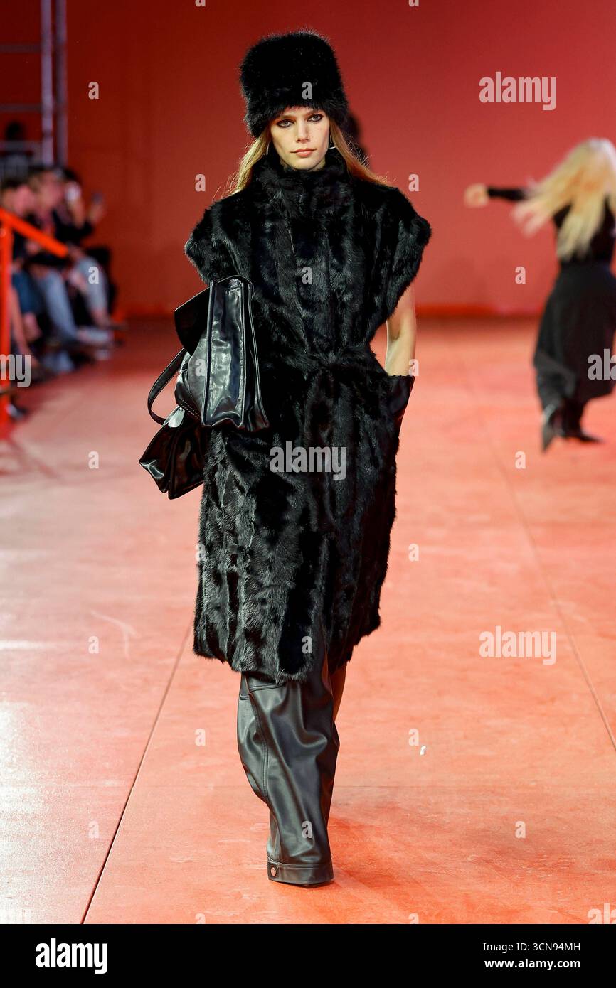 H&M Spring-Summer 2026 runway during London Fashion Week on September ...