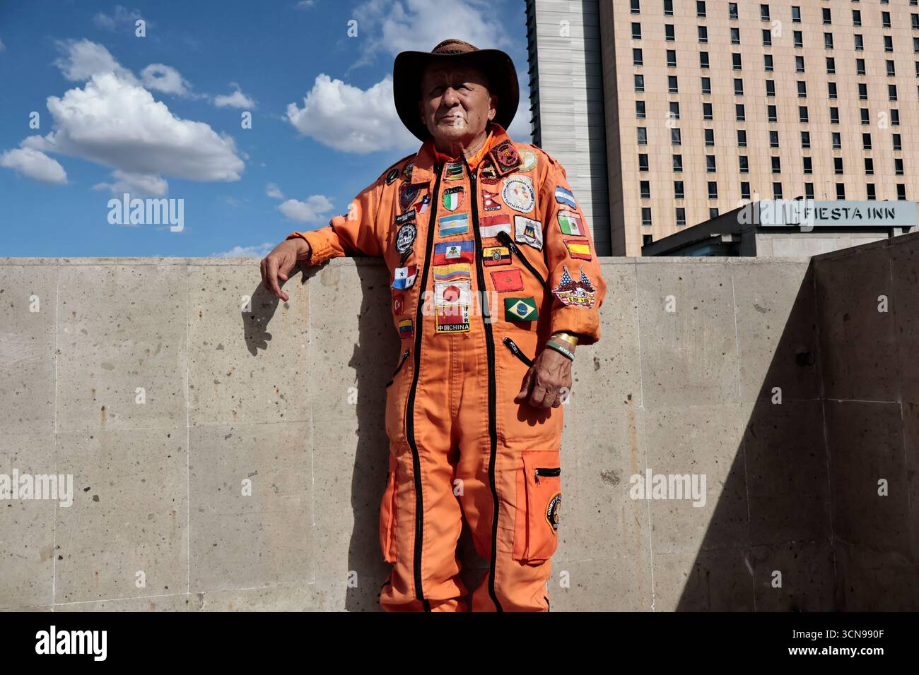 September 19, 2025, Mexico, Cdmx, Mexico: The TOPOS AZTECA rescue group ...