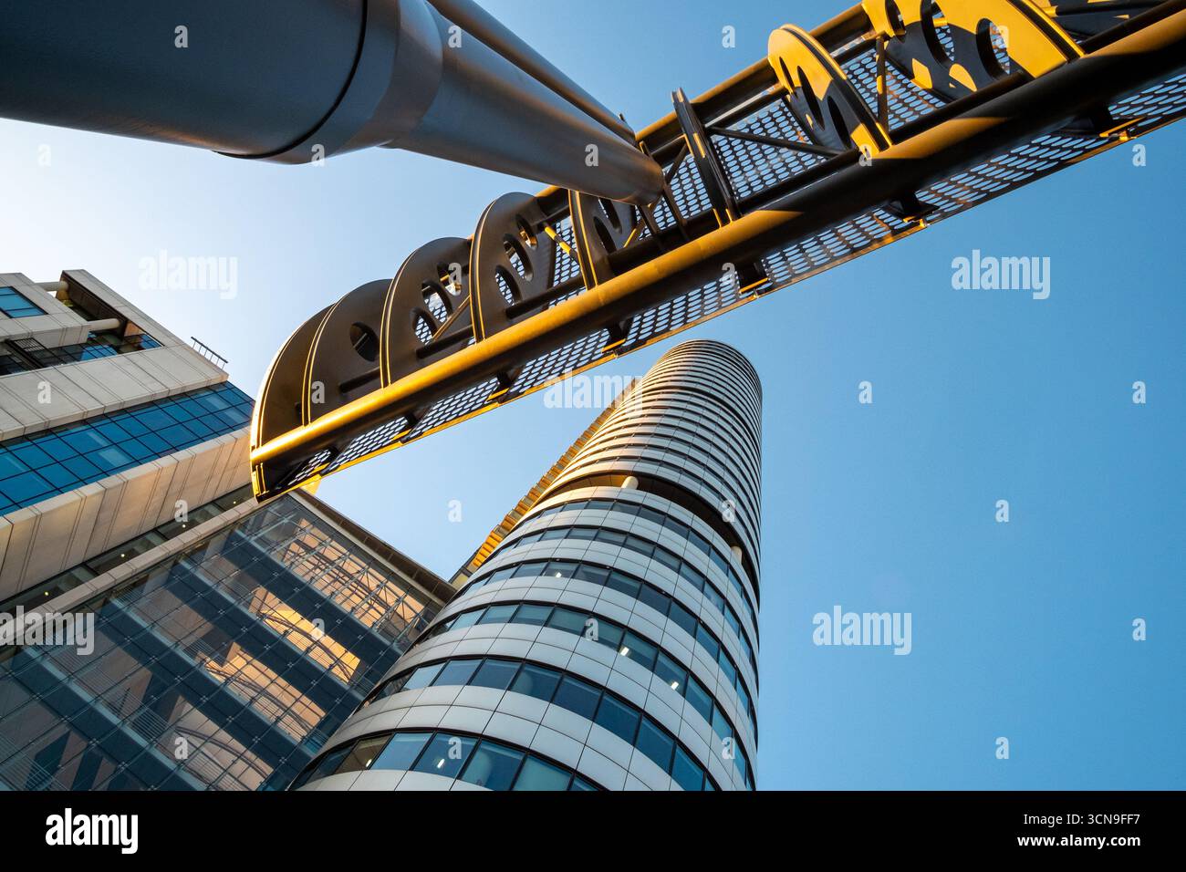 Low angle view of the wind baffle installation and Bridgewater Place ...