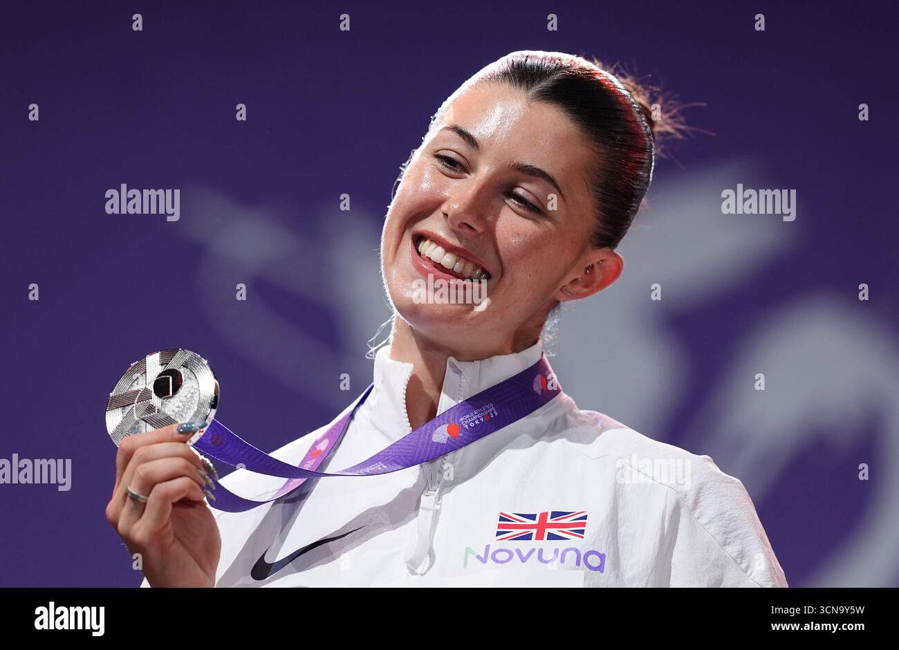 Great Britain's Amy Hunt on the podium with her silver medal for the ...