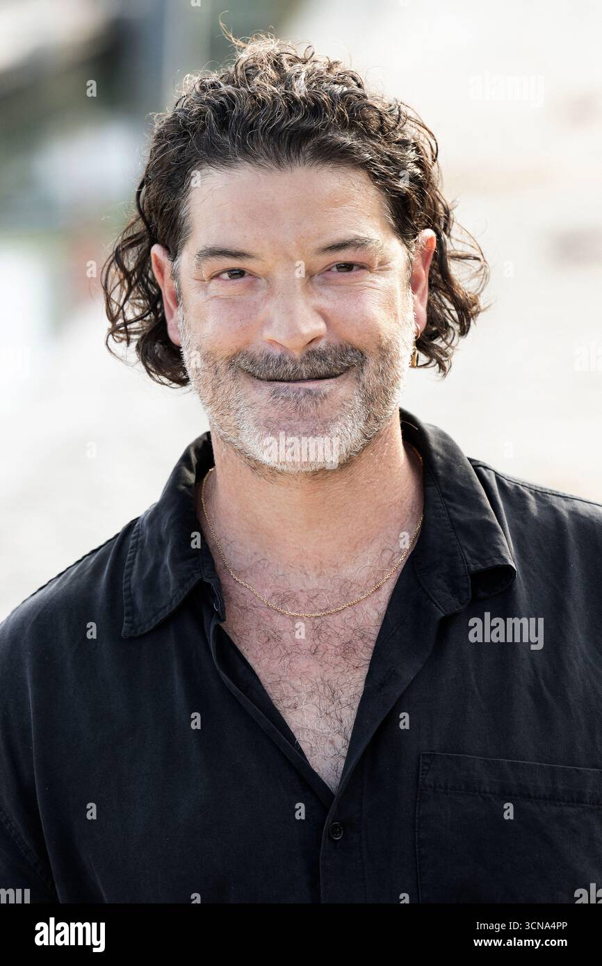 Bastien Bernini attends the Nouveau jour attends the Friendcast ...