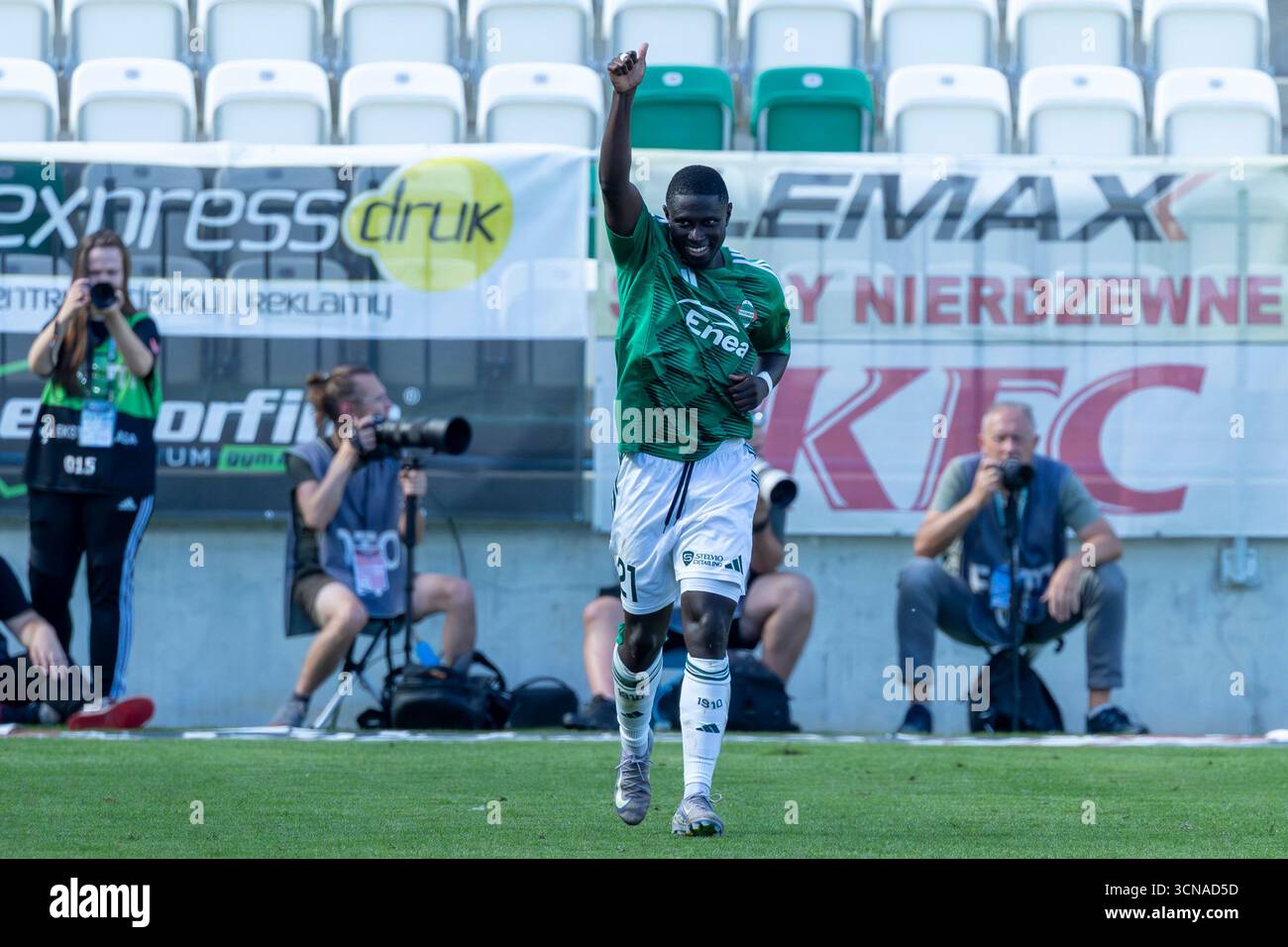 Radom, Poland. 20th September 2025. PKO BP Ekstraklasa match between ...