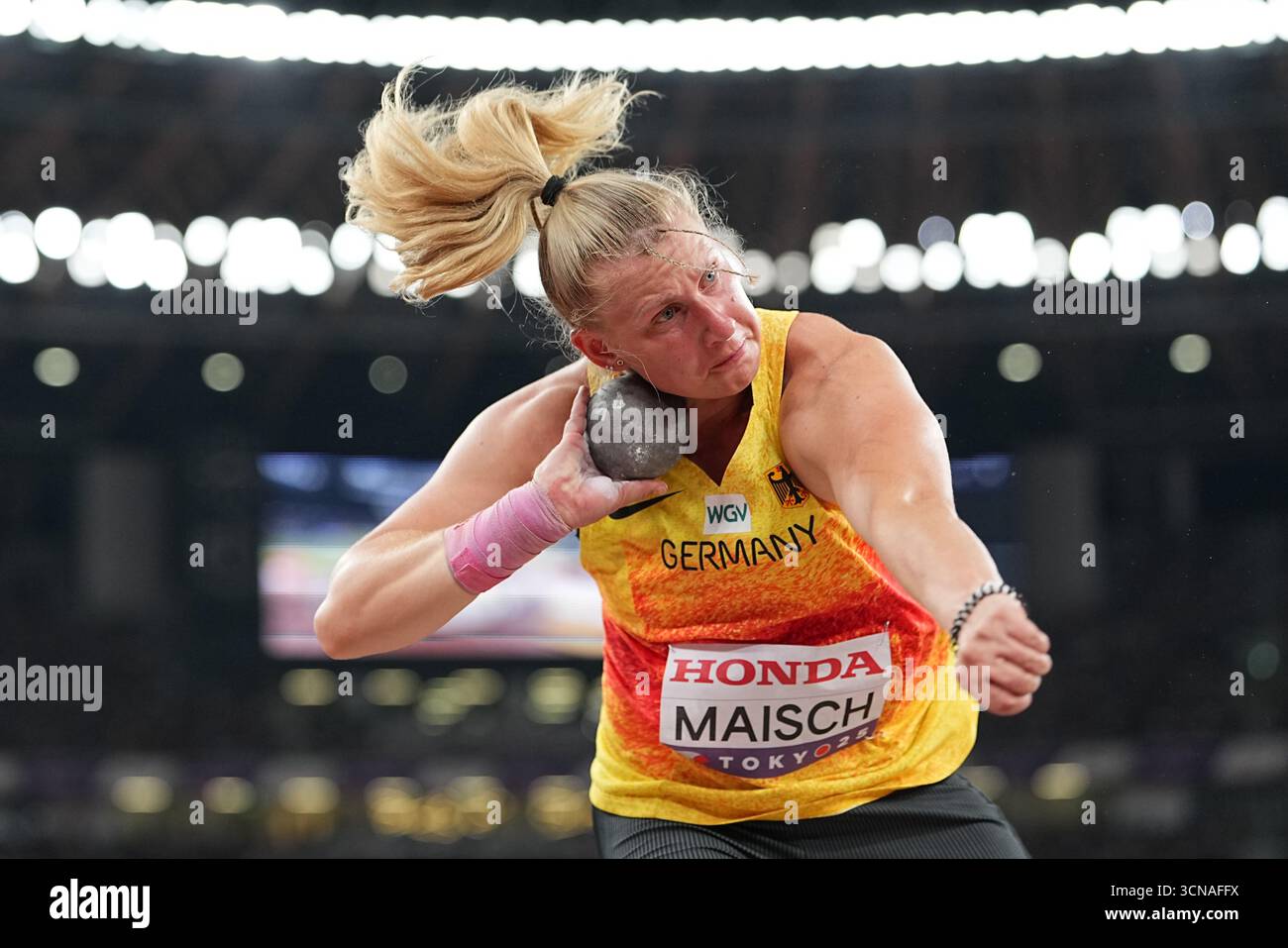 20 September 2025, Japan, Tokio: Athletics: World Championships, shot put, final. Katharina ...