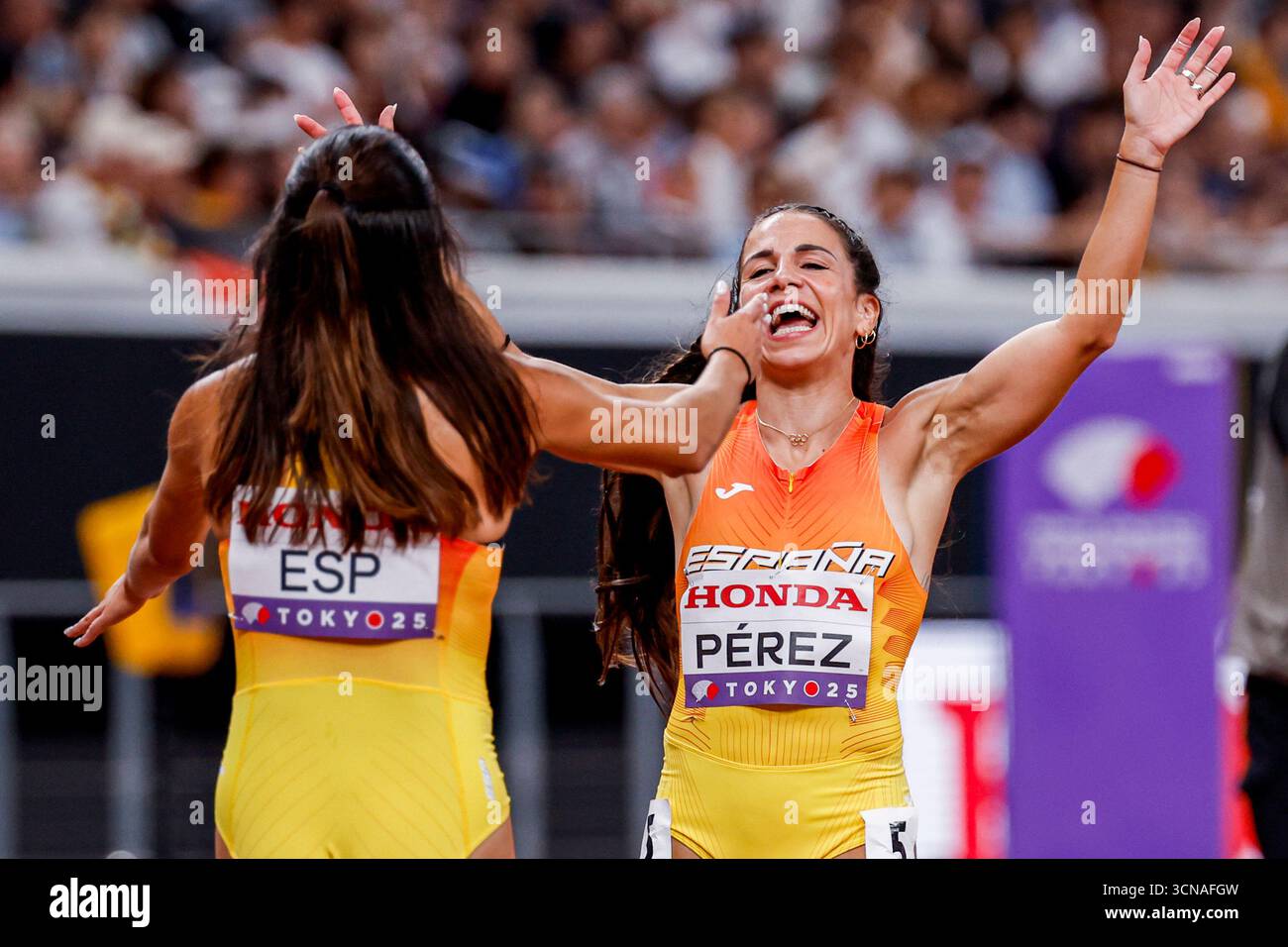 Maria Isabel Pérez of Spain celebrates after during the Women's 4x100 ...