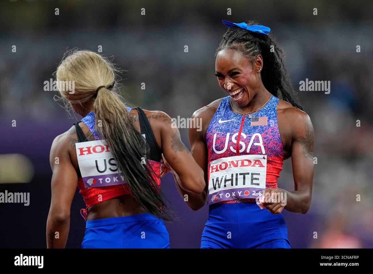 United States' Sha'Carri Richardson celebrates with United States ...