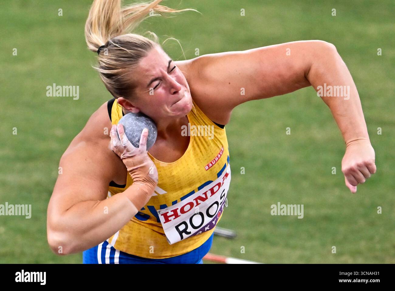 TOKYO, JAPAN 20250920Sweden's Fanny Roos in the shot put final during ...