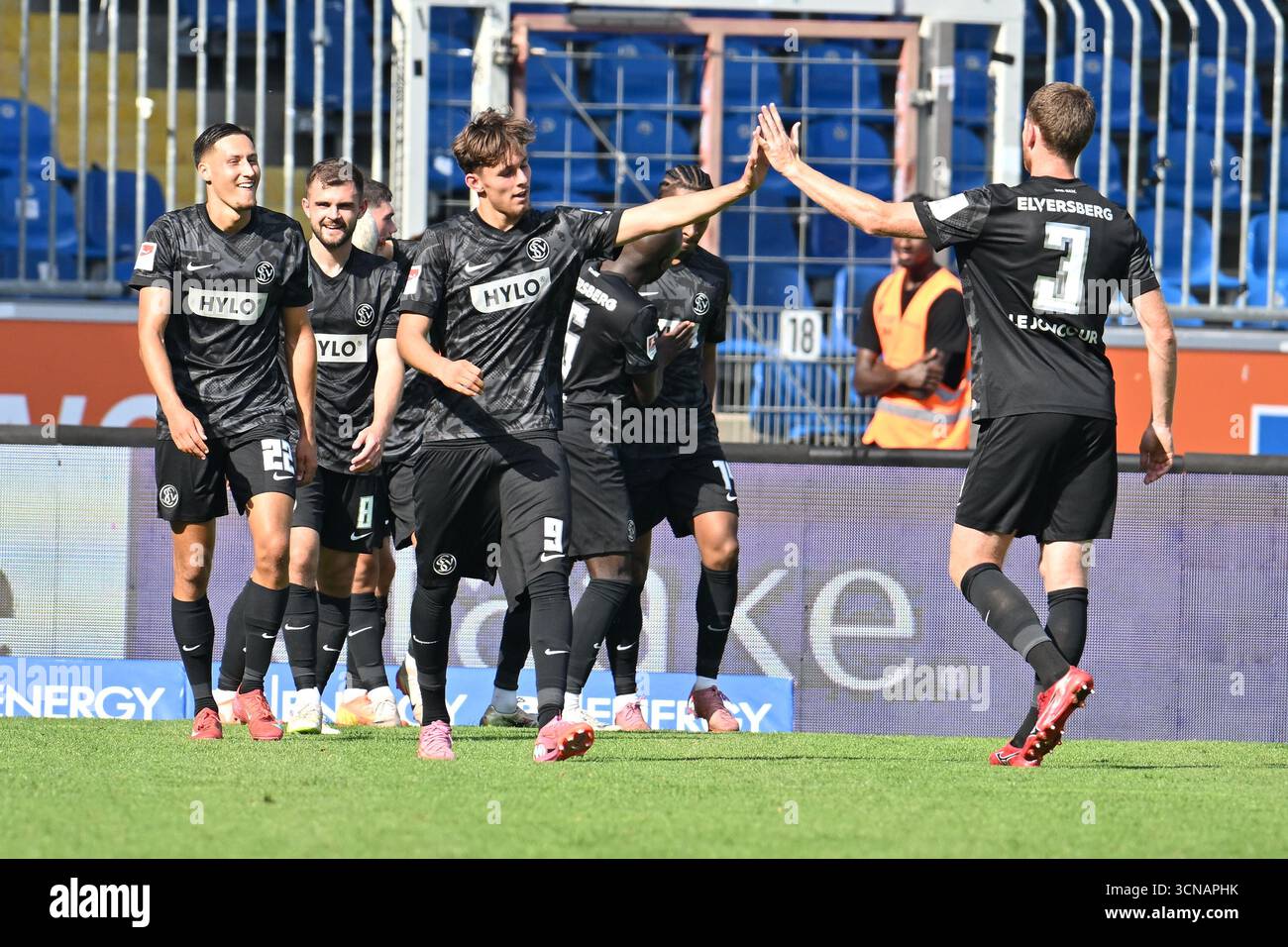 20 September 2025, Lower Saxony, Brunswick: Soccer: Bundesliga 2 ...