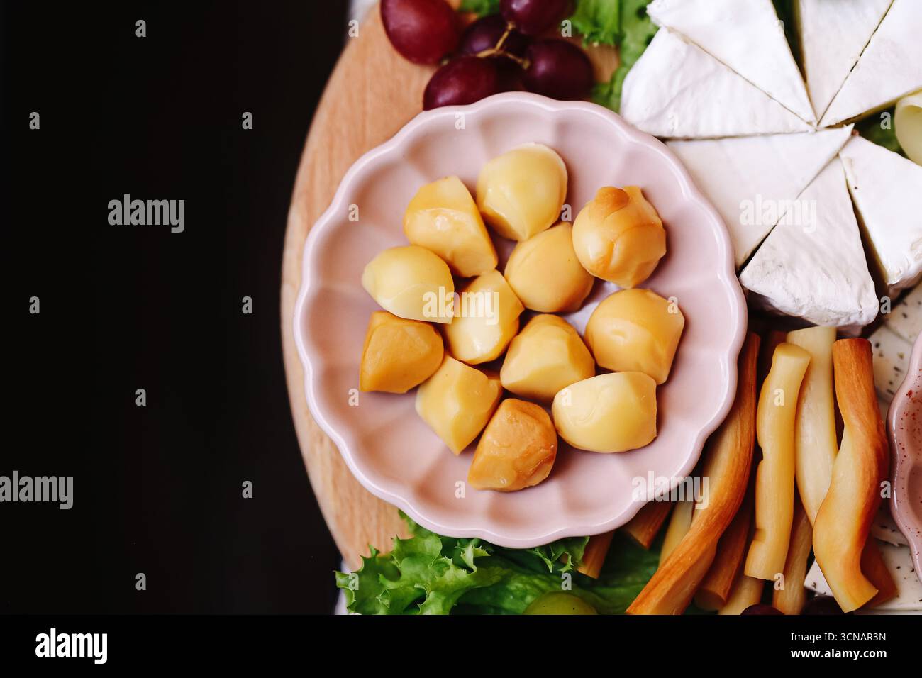 Assortmentcheese hi-res stock photography and images - Alamy