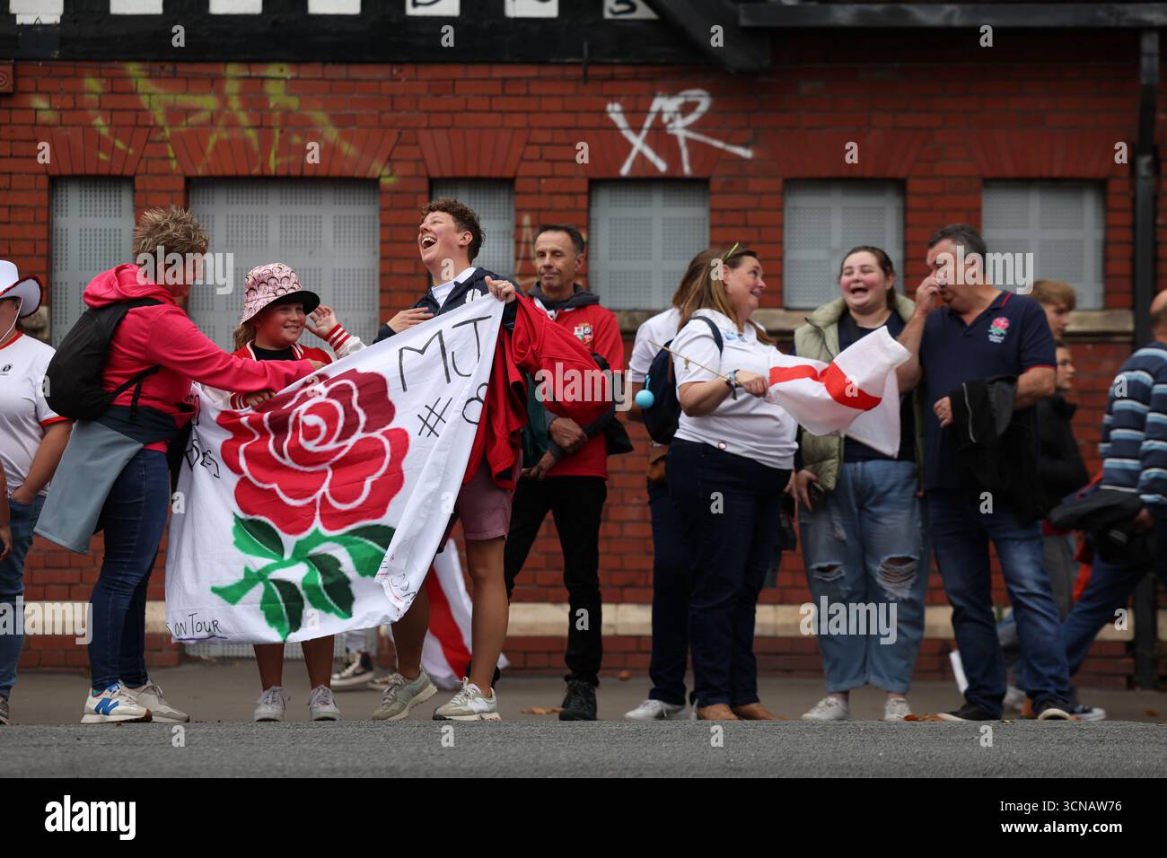 Bristol, United Kingdom. Sat 20th Sept 2025. Fans outside the stadium before the England Rugby ...