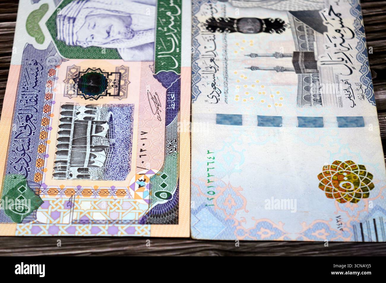 The obverse sides of old and new 500 SAR five hundred Saudi riyals cash ...