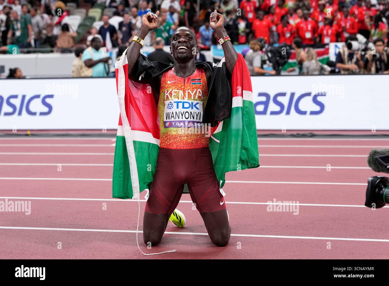 Kenya's Emmanuel Wanyonyi reacts after winning the men's 800 meters ...