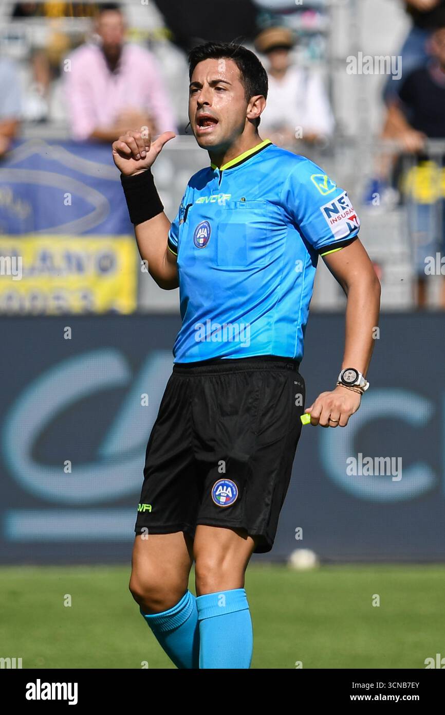 Referee Luca Massimi during Spezia Calcio vs SS Juve Stabia, Italian ...