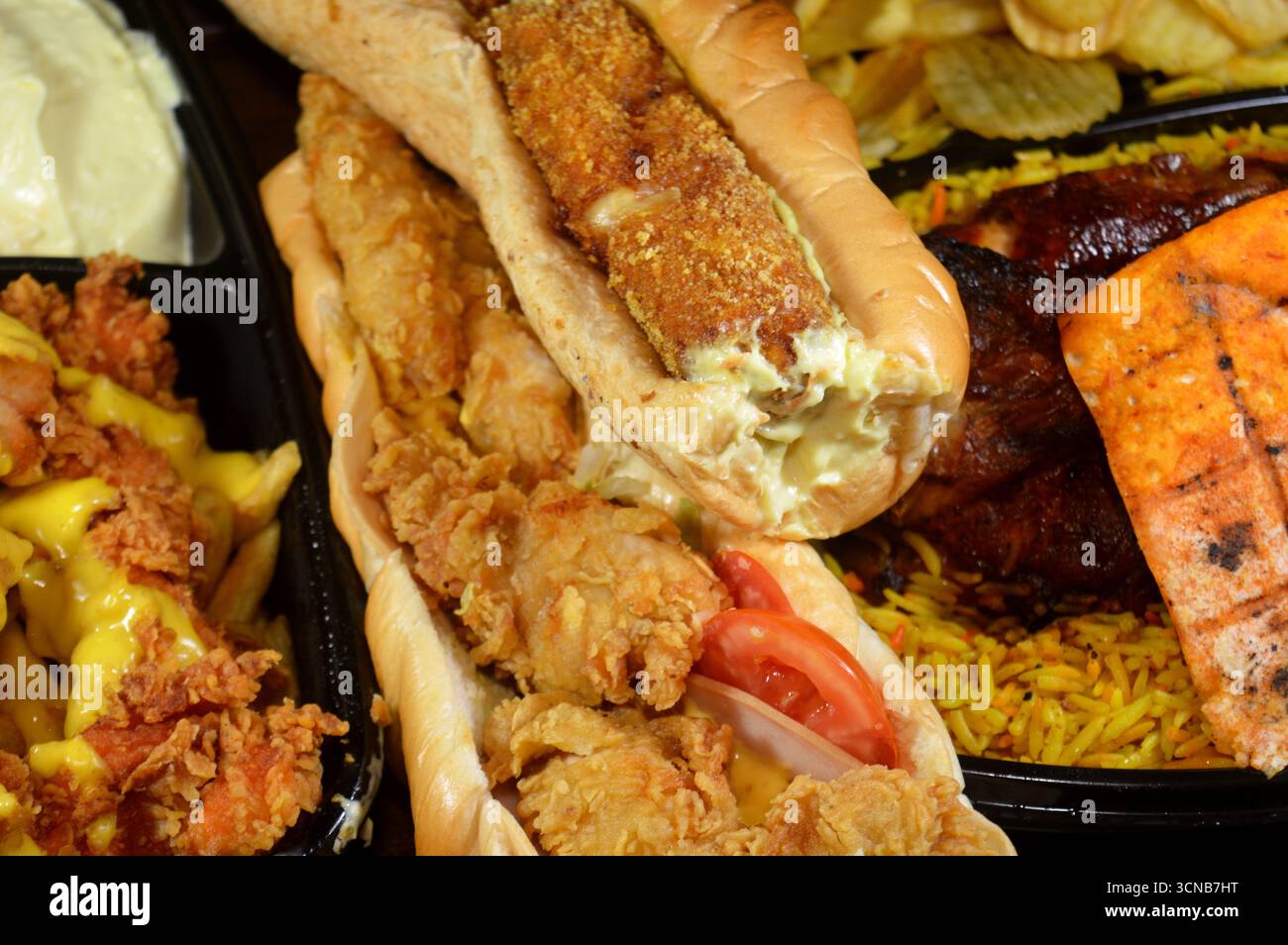 Meal of fast food of chicken meals of Crispy fried chicken and French ...