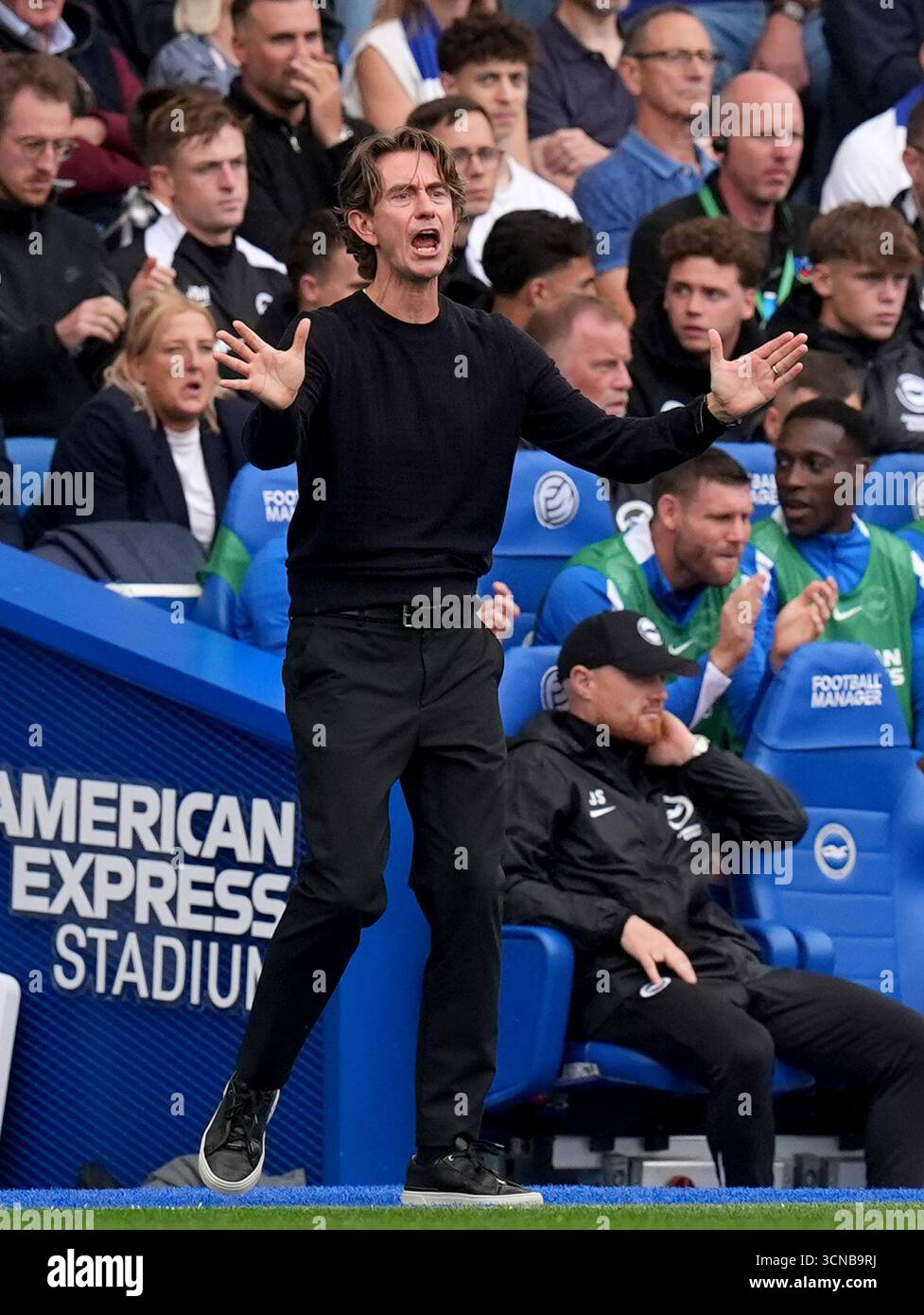 Tottenham Hotspur manager Thomas Frank during the Premier League match ...