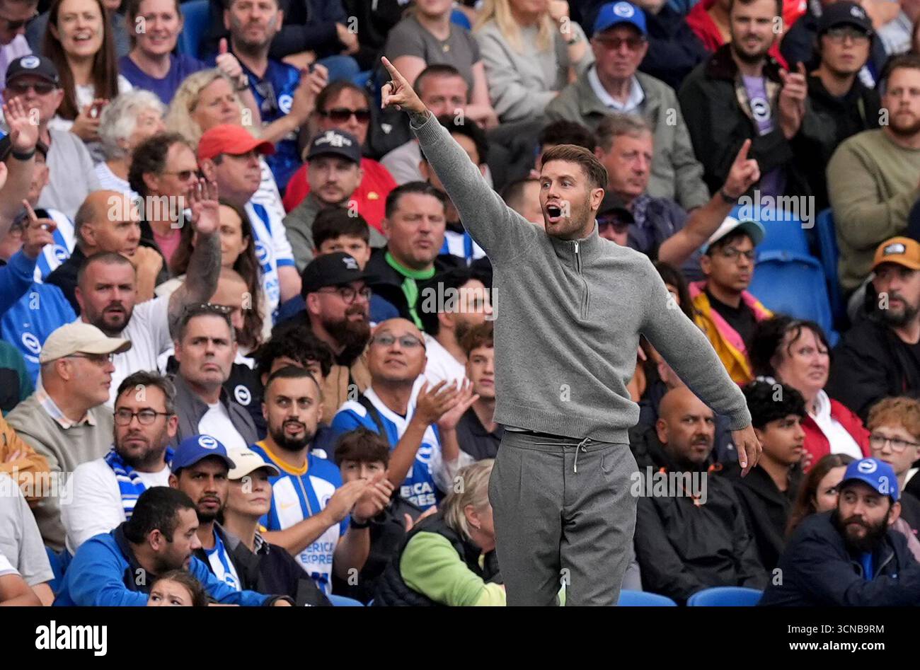 Brighton and Hove Albion manager Fabian Hurzeler during the Premier ...