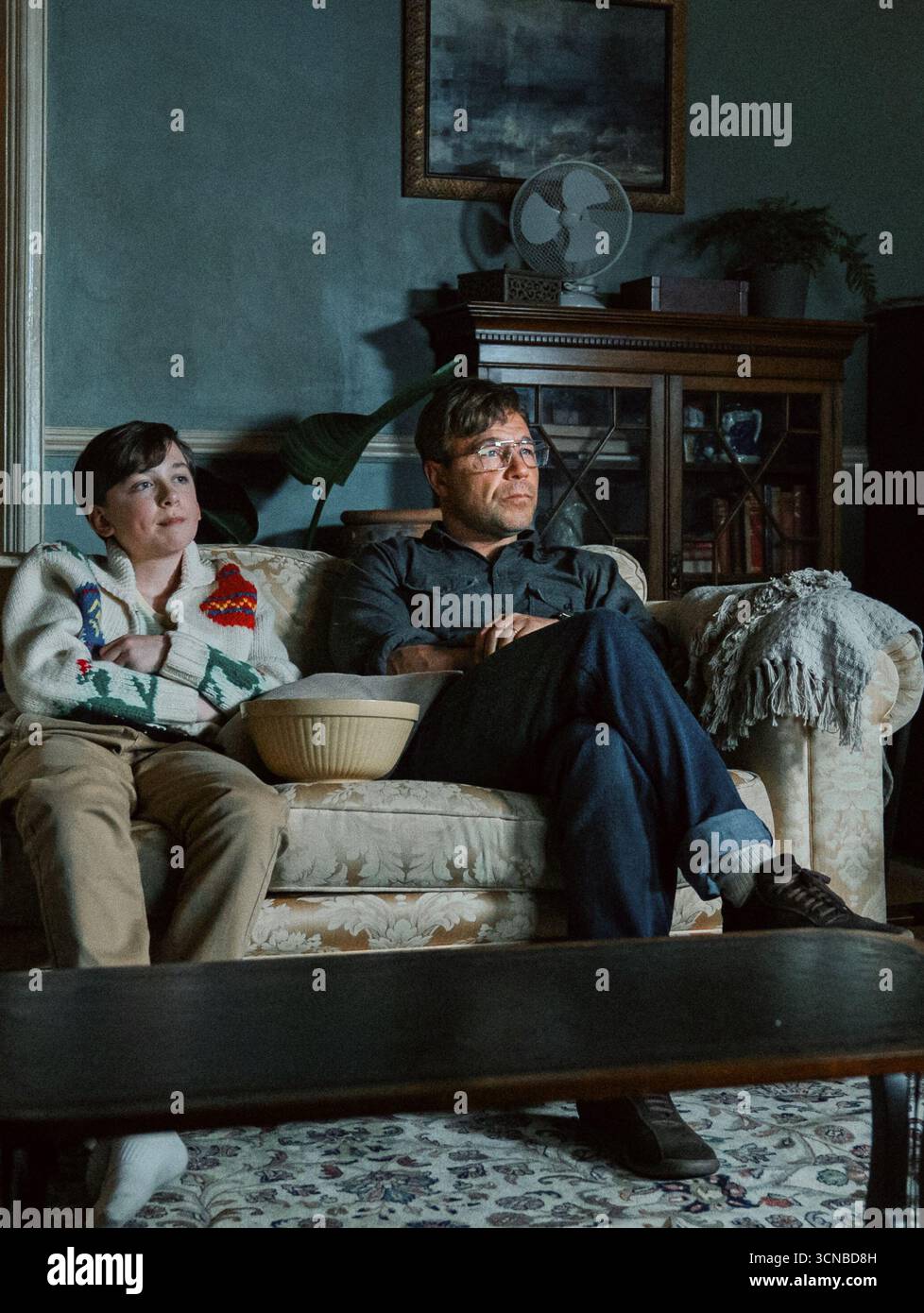 Good boy netflix hi-res stock photography and images - Alamy