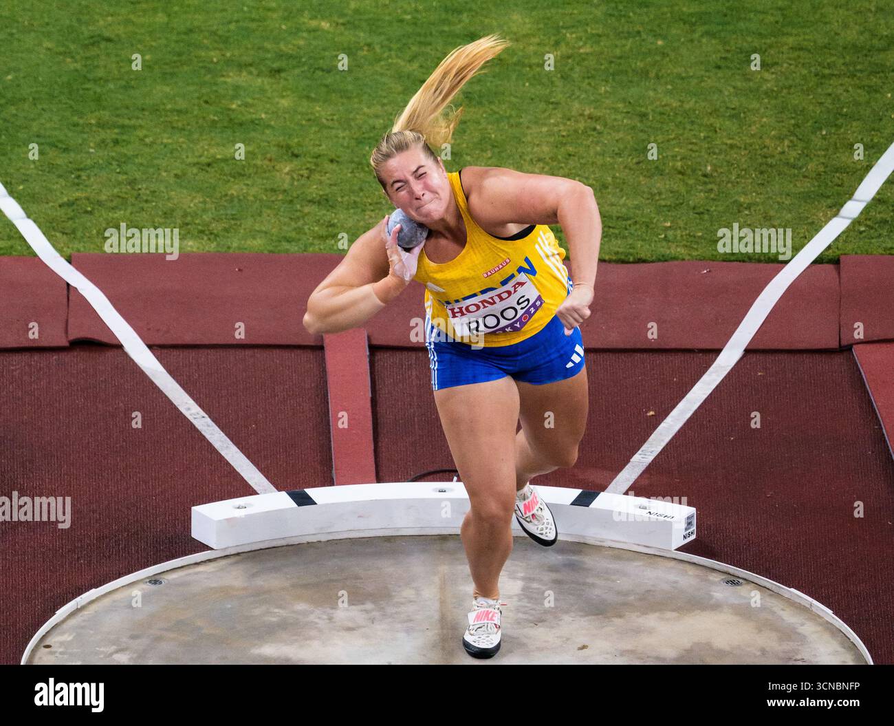 250920 Fanny Roos of Sweden competes in women's shot put final during ...