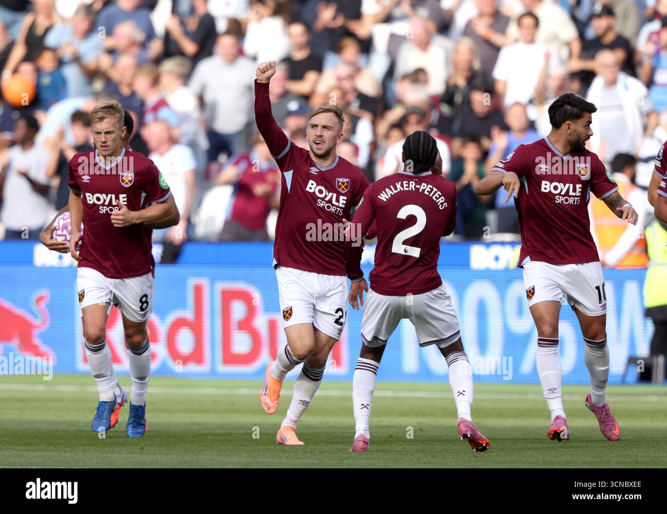 Jarrod Bowen (WHU) celebrates scoring the first West ham goal (1-1) at ...