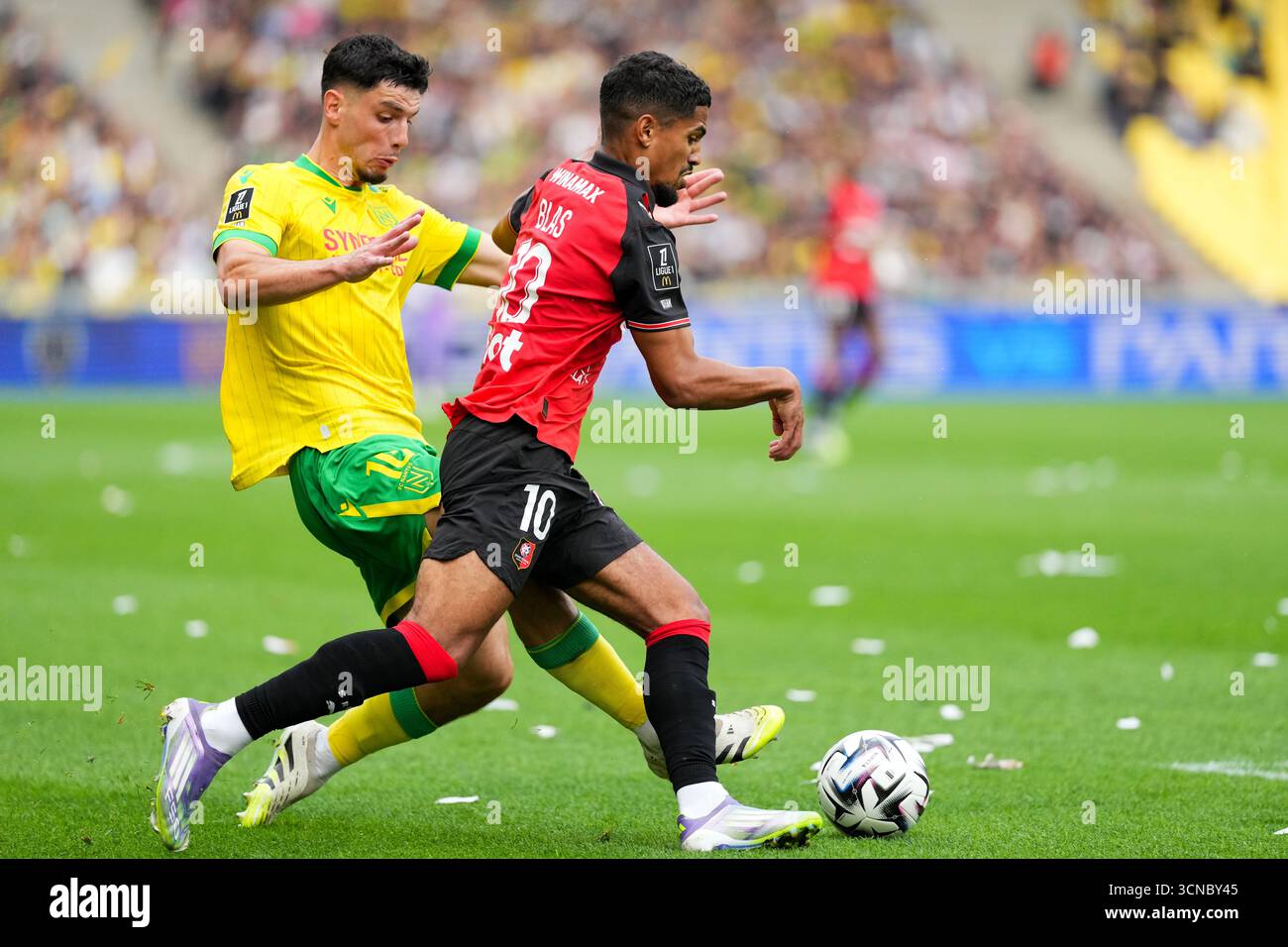 10 Ludovic BLAS (srfc) during the Ligue 1 McDonald's match between ...