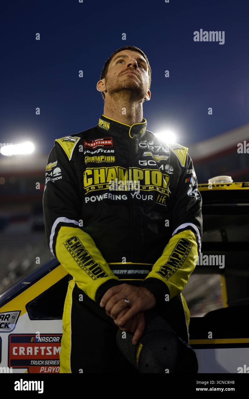GRANT ENFINGER (9) gets ready for the UNOH 250 presented by Ohio ...