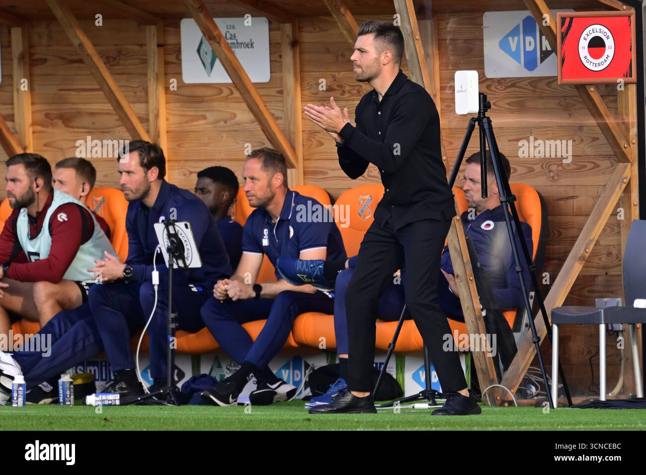 VOLENDAM - Excelsior coach Ruben de Uil during the Dutch Eredivisie ...