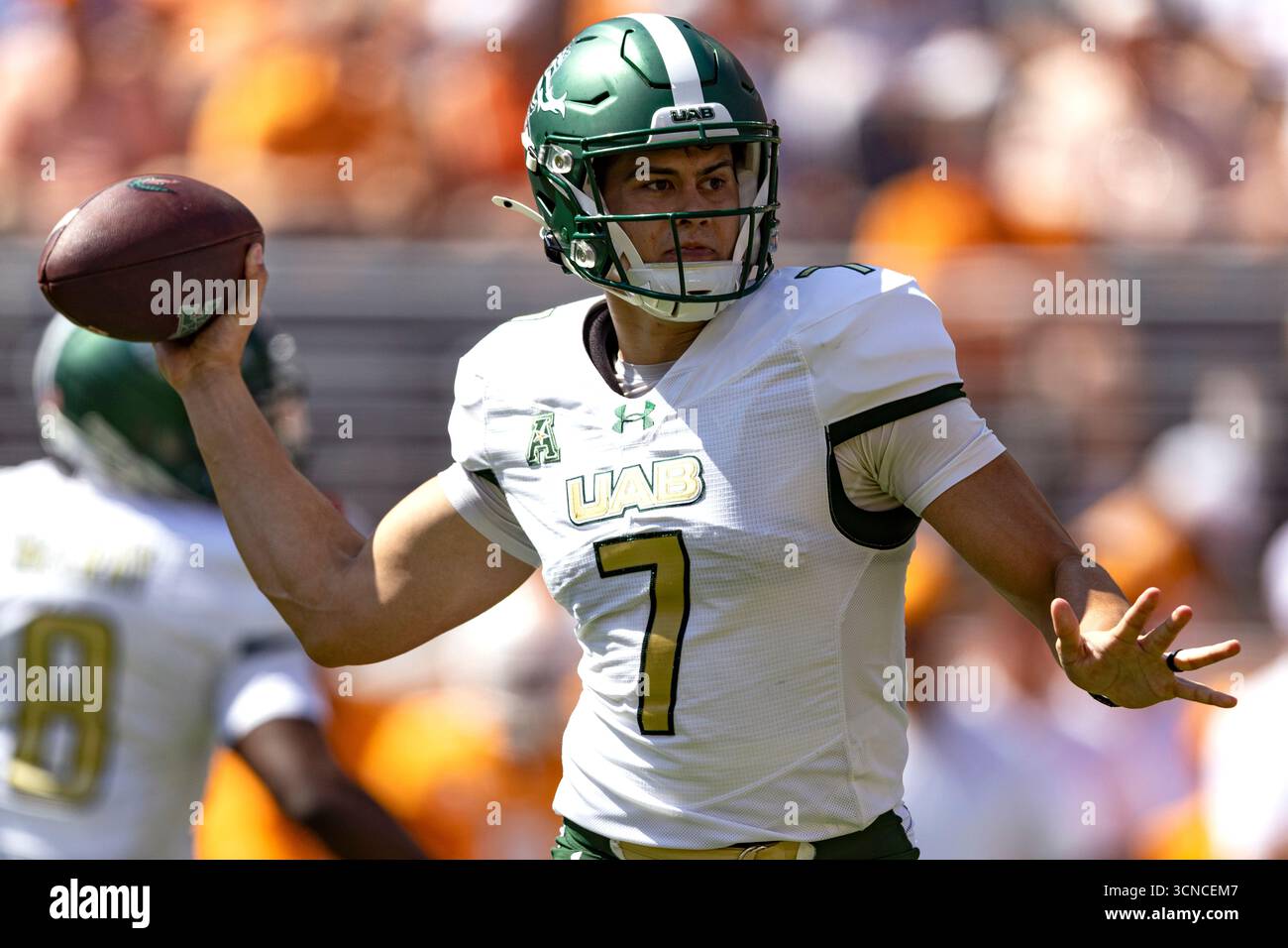UAB quarterback Jalen Kitna (7 throws to a receiver during the first ...