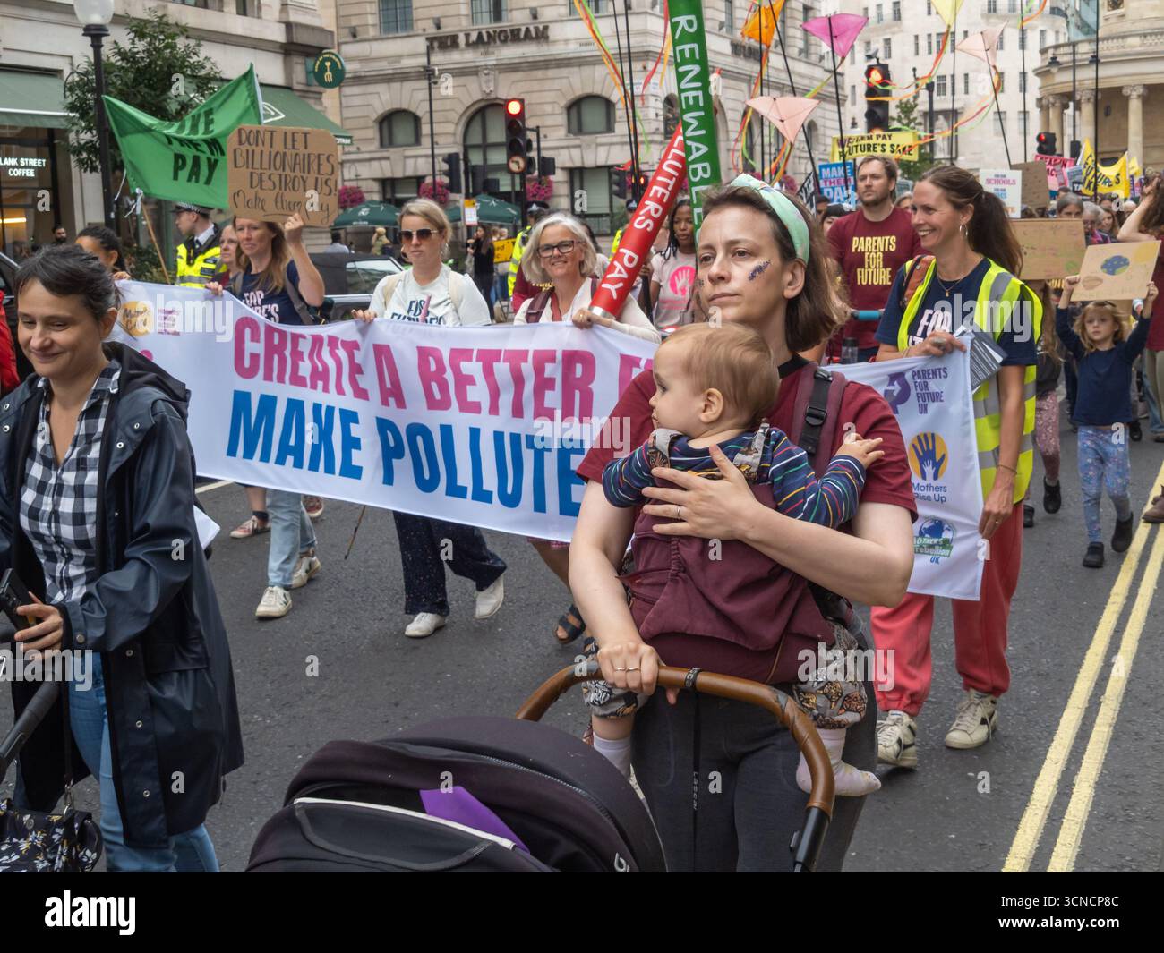 London, UK. 20 Sept 2025. Create a better future. . Thousands came to ...
