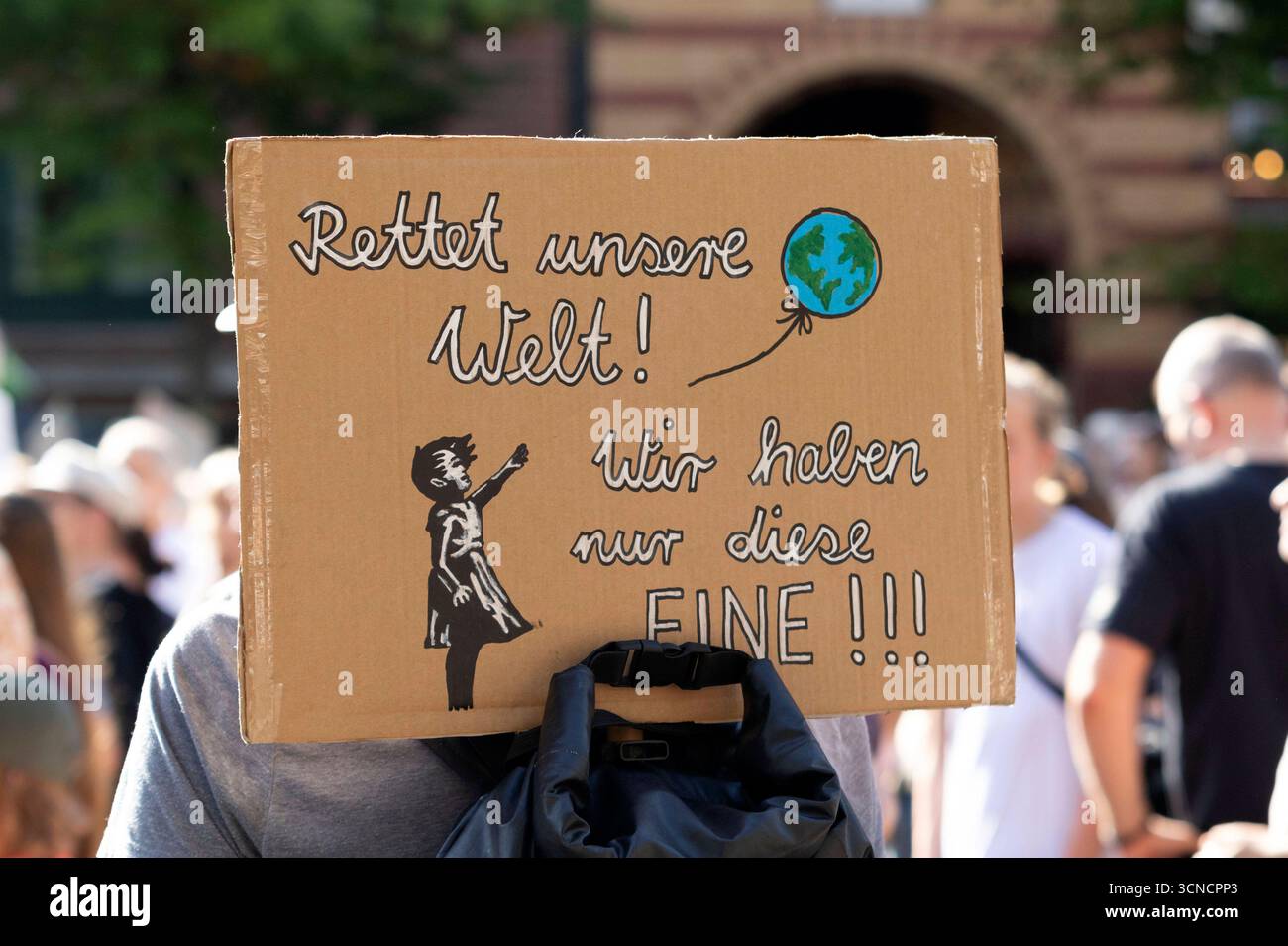 Bundesweiter Klimastreik von Fridays for Future unter dem Motto Exit ...