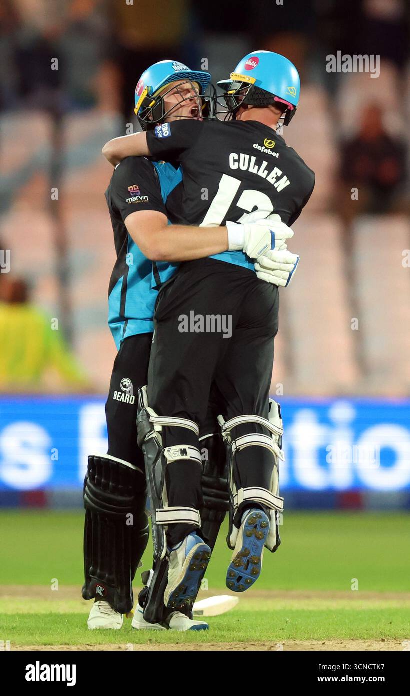 Worcestershire Rapids' Matthew Waite and Henry Cullen celebrate victory ...