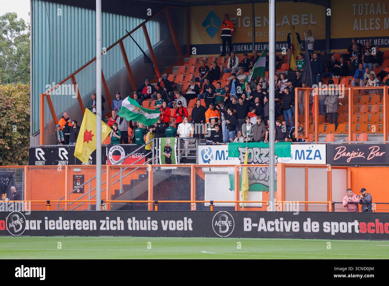 Volendam, The Netherlands. 20th Sep, 2025. Volendam - away section fans ...
