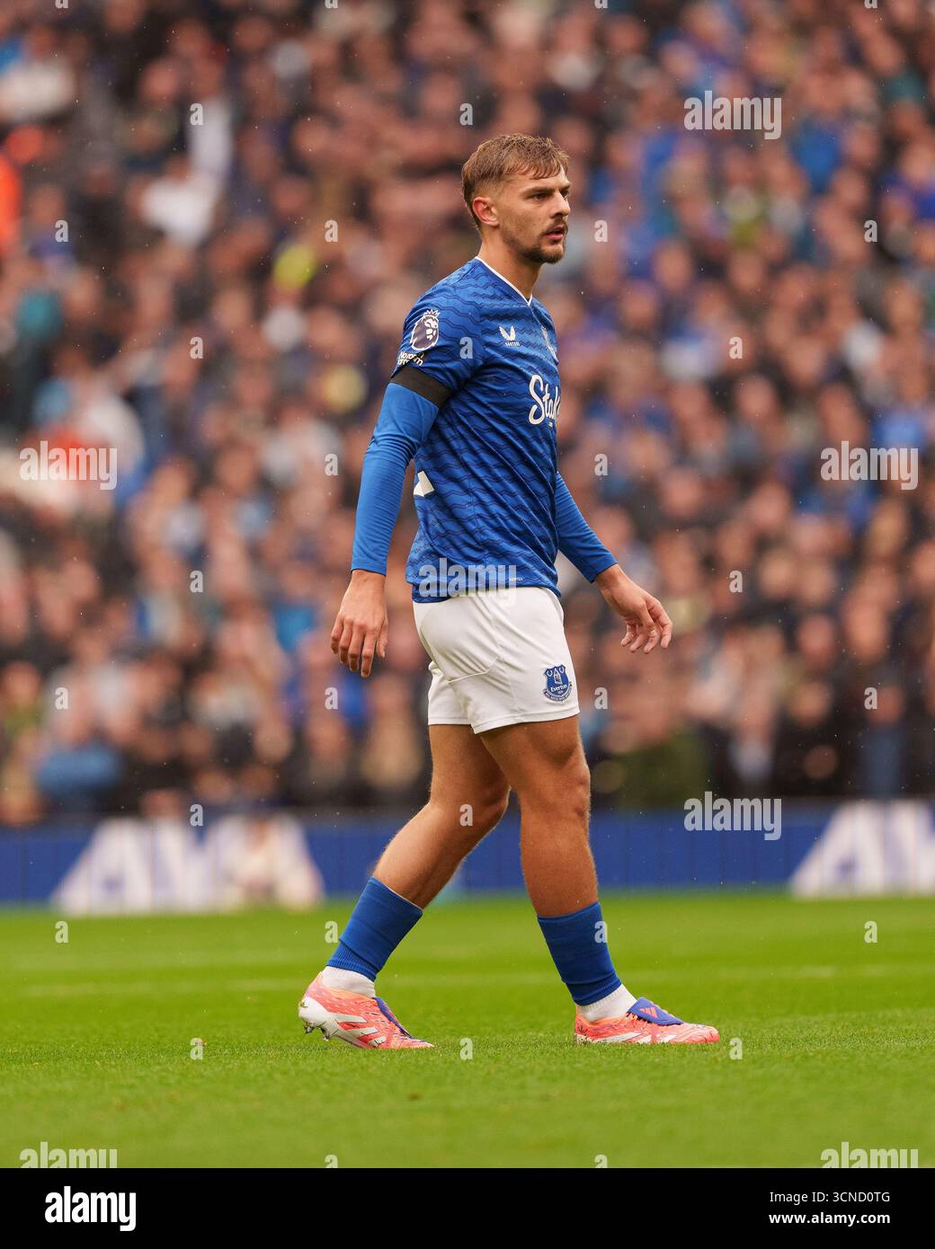 Everton's Kiernan Dewsbury-Hall is seen during the Premier League match ...