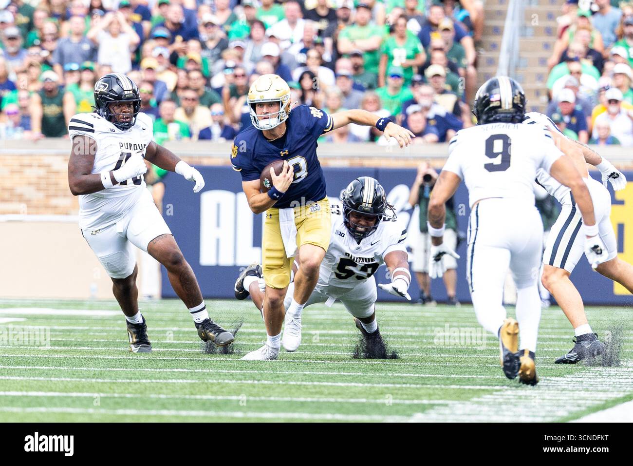 September 20, 2025: Notre Dame quarterback CJ Carr (13) runs with the ...