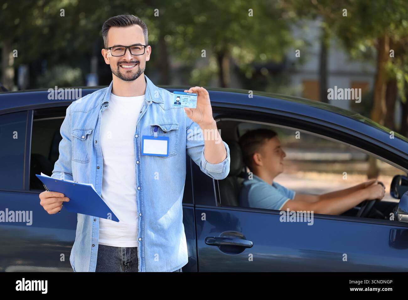 Driving test examiners hi-res stock photography and images - Alamy