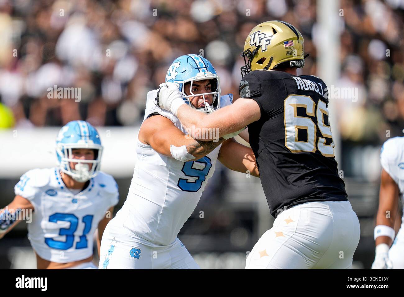 ORLANDO, FL - SEPTEMBER 20: Paul Rubelt (69) of the UCF Knights engages ...