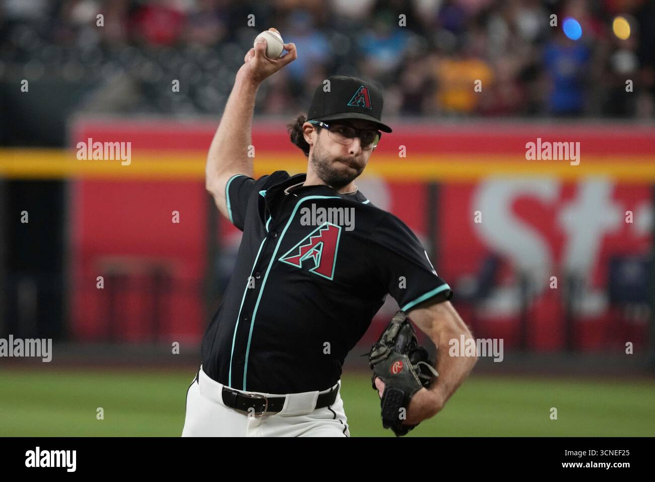 Arizona Diamondbacks pitcher Zac Gallen (23) throws against the ...
