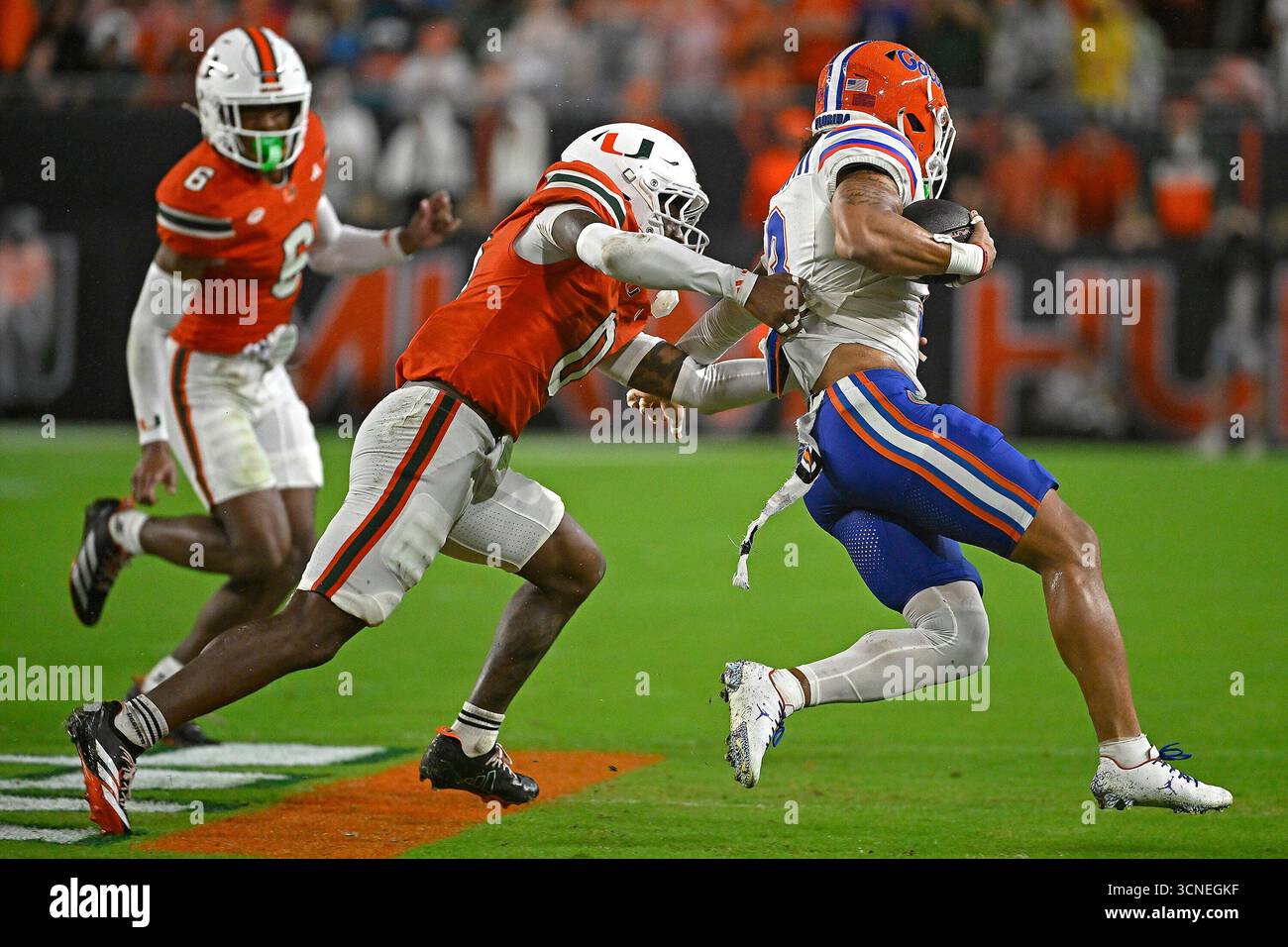 MIAMI GARDENS, FL - SEPTEMBER 20: Miami defensive back Keionte Scott (0 ...