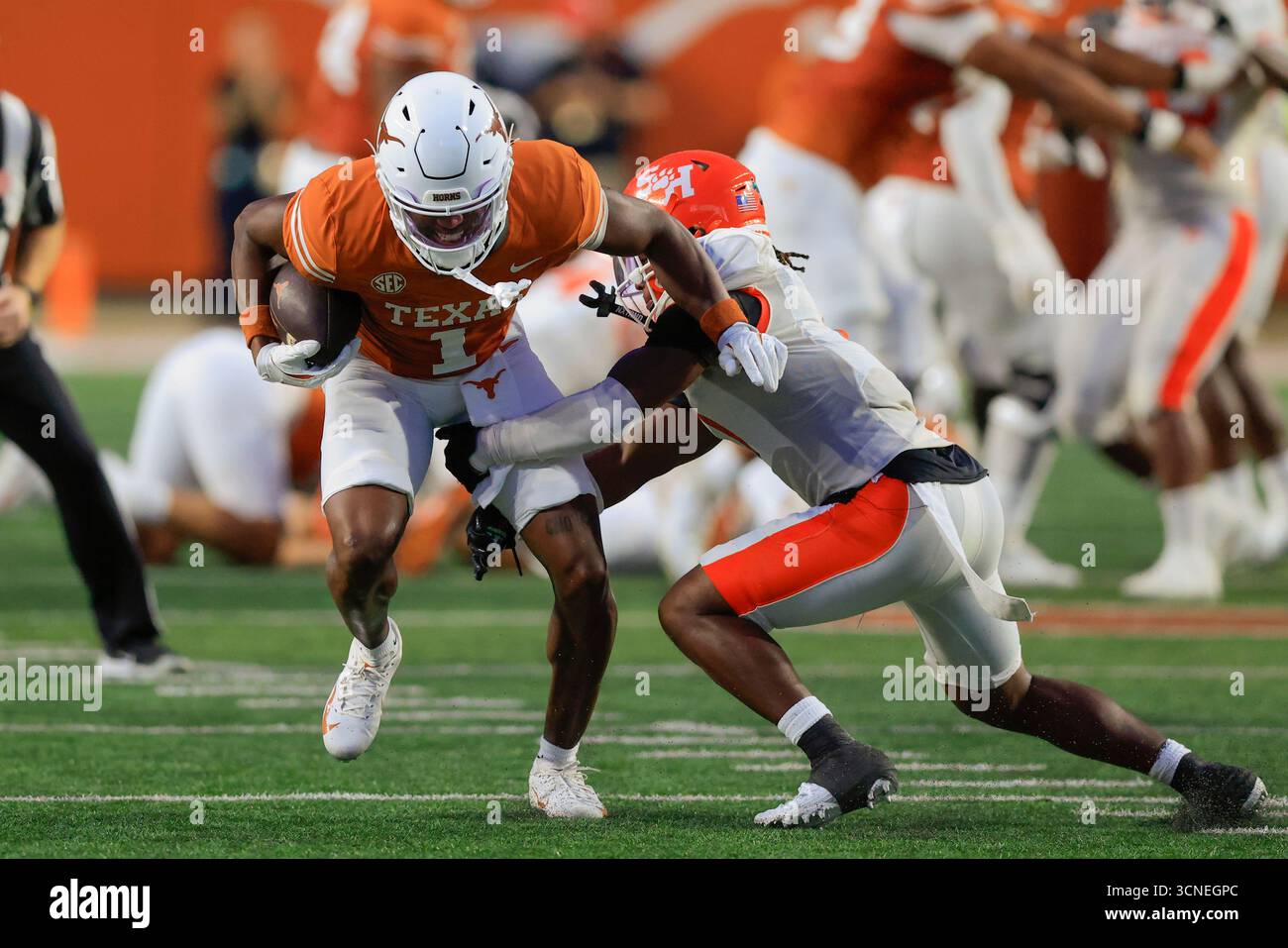 AUSTIN, TX - SEPTEMBER 20: Texas Longhorns wide receiver Ryan Wingo (1 ...