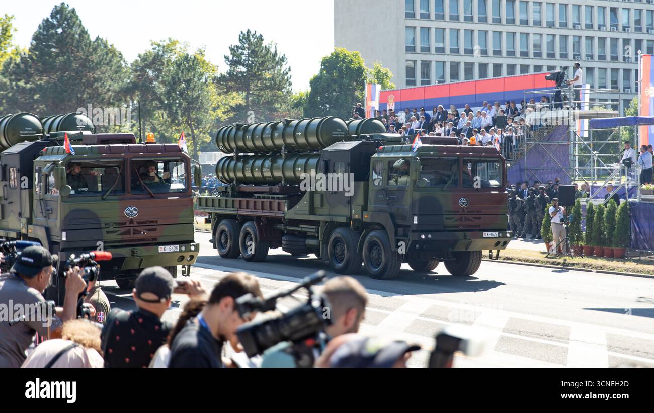 (250921) -- BELGRADE, Sept. 21, 2025 (Xinhua) -- A military parade ...