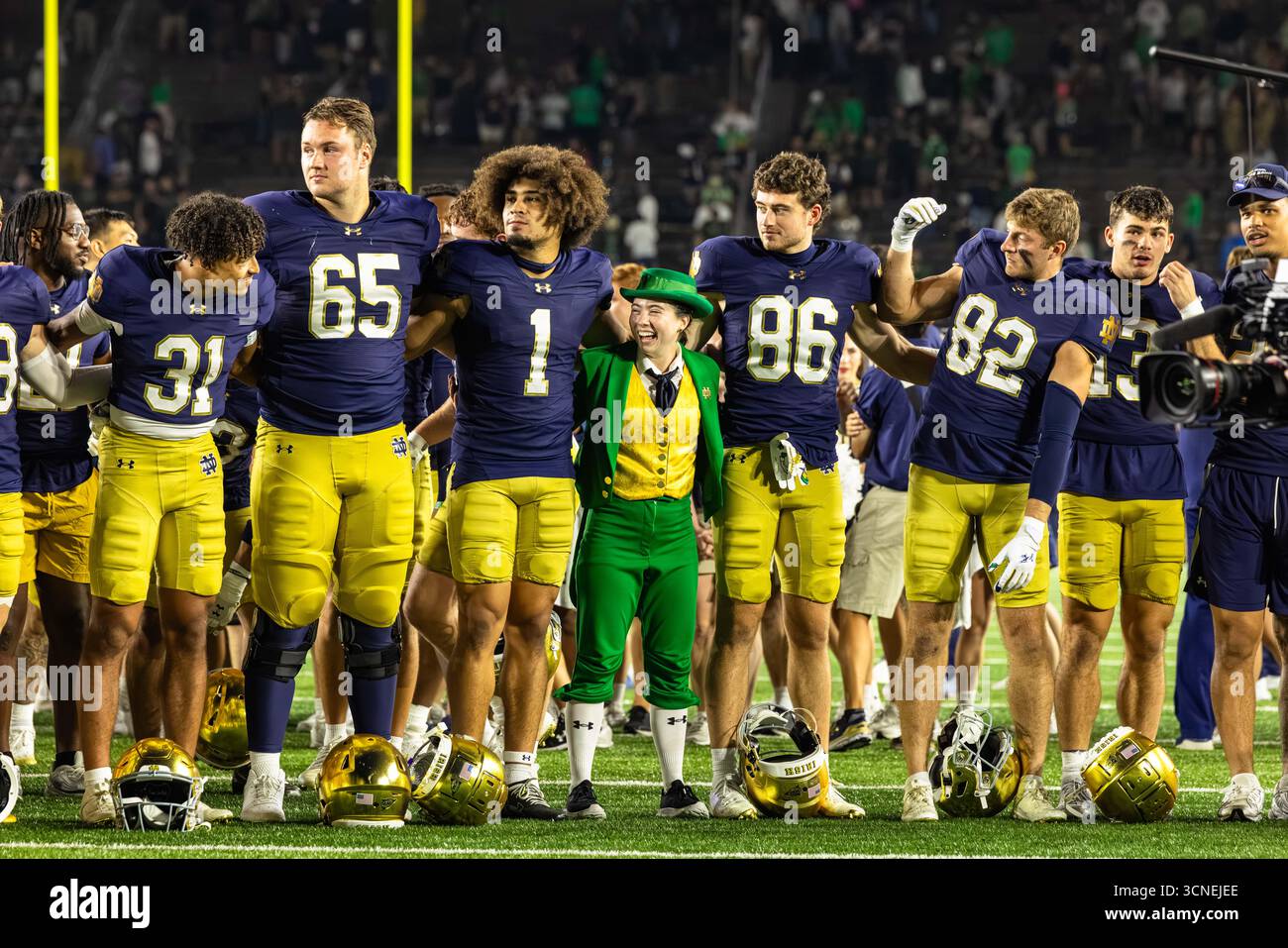September 20, 2025, South Bend, Indiana, USA: NE DAME FIGHTING IRISH ...