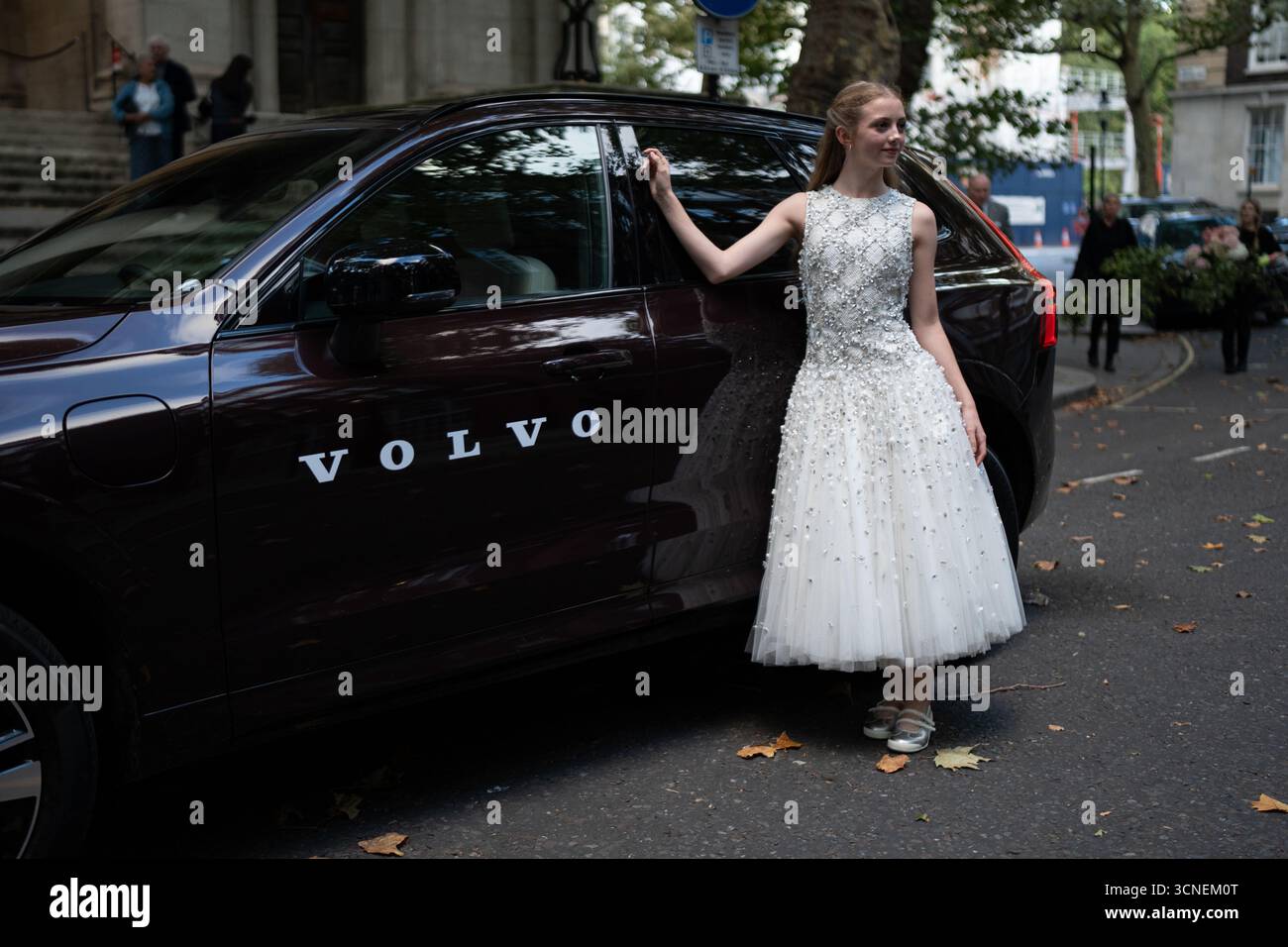 Evie Templeton arrives at the Richard Quinn show during London Fashion ...