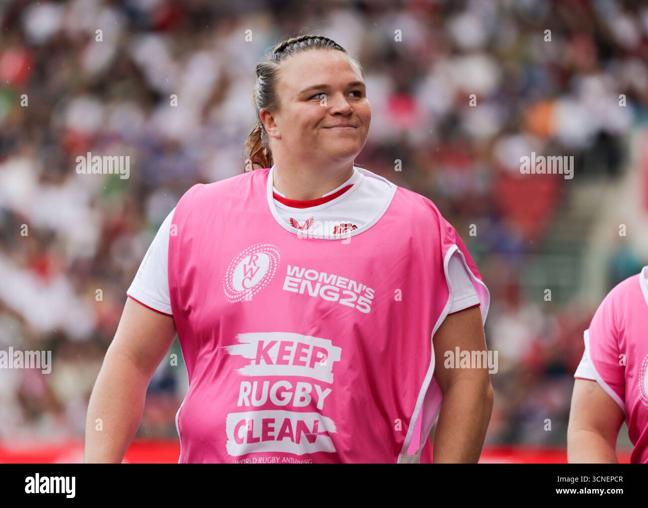 Bristol, UK. 20th September 2025. Sarah Bern (ENG) warming up during ...